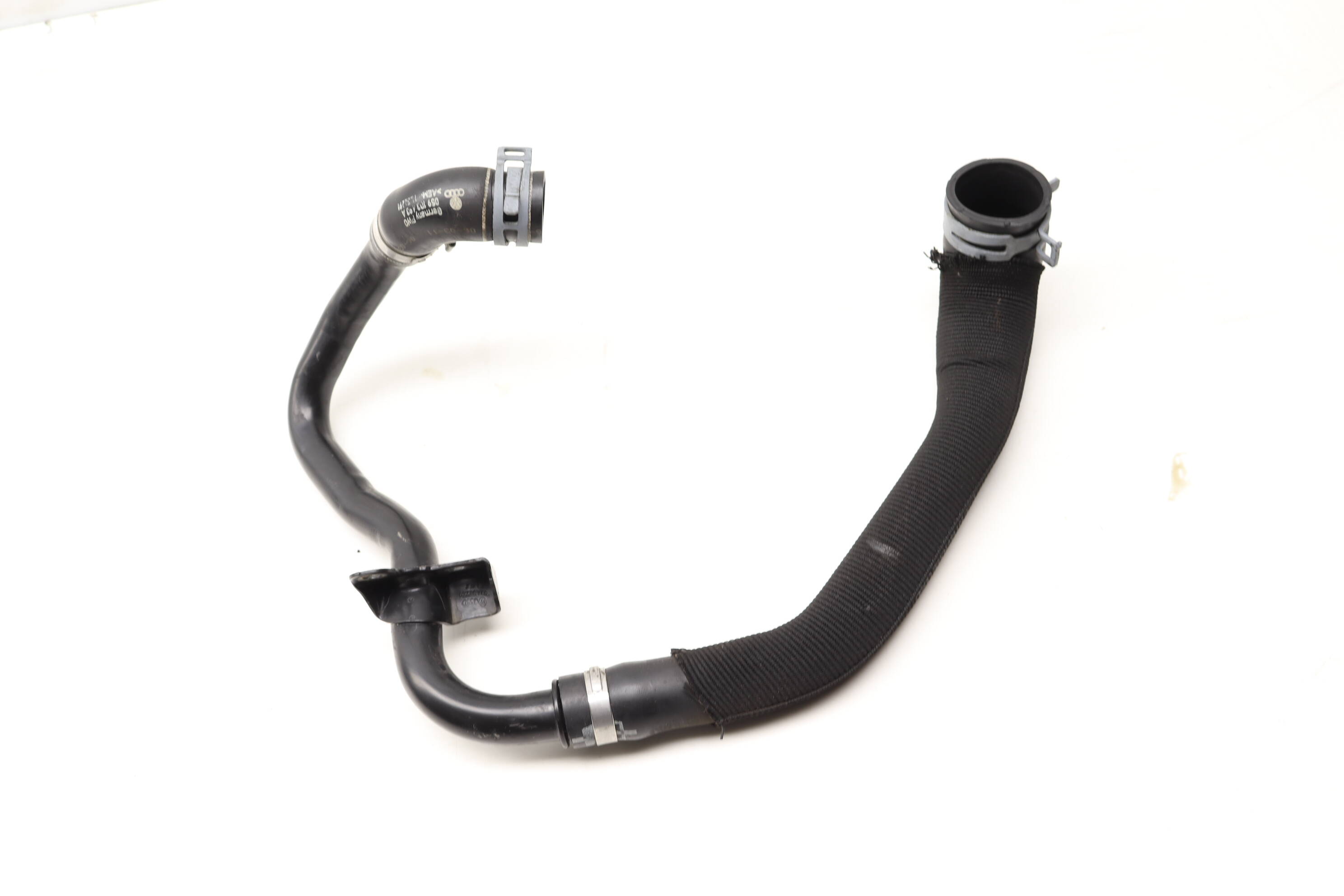 Audi Engine Breather Pipe / Vent Tube (Q7, Q5) 059103227M