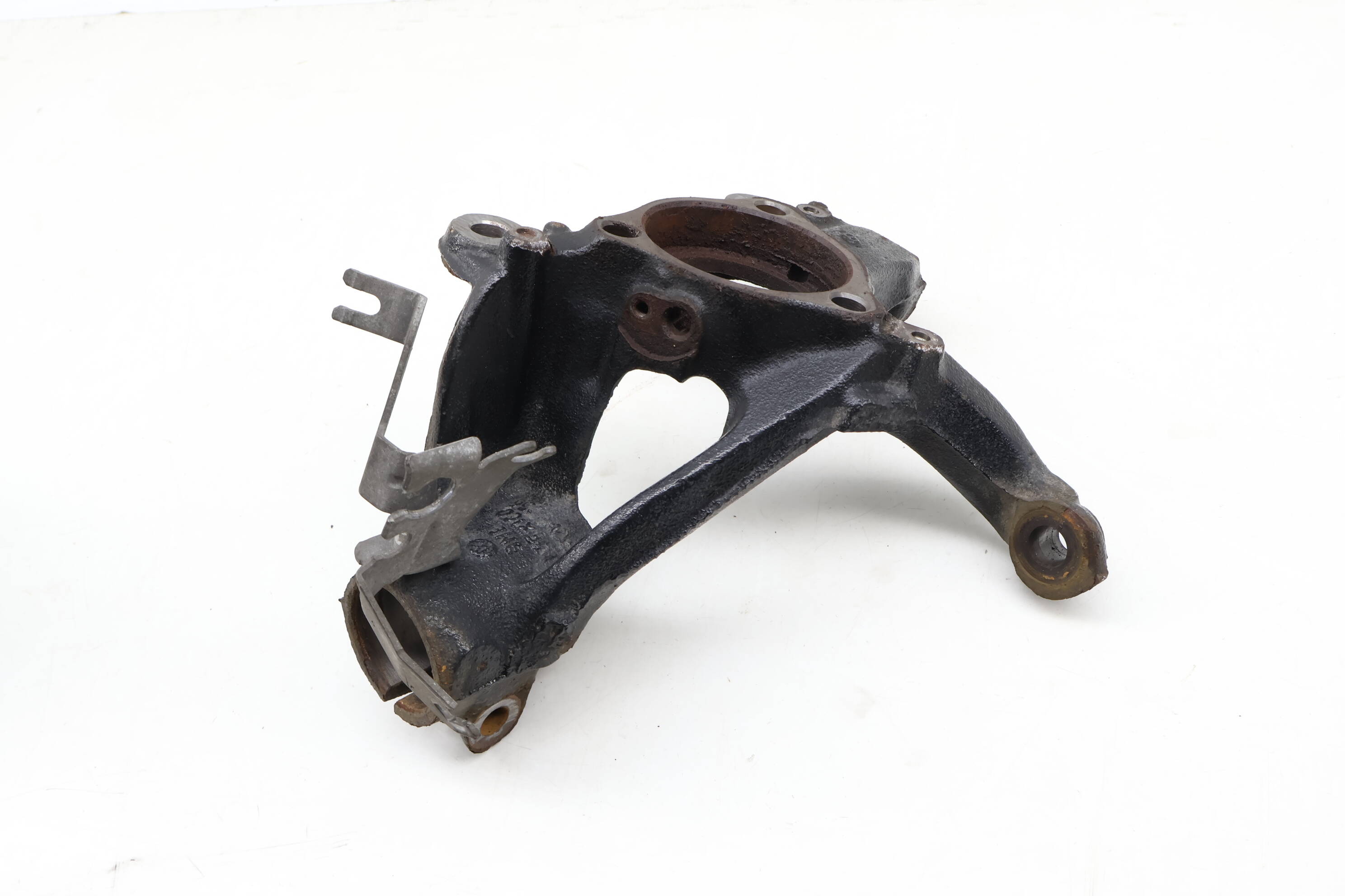 VW Front Right Spindle Knuckle / Wheel Bearing Housing 5QM407256