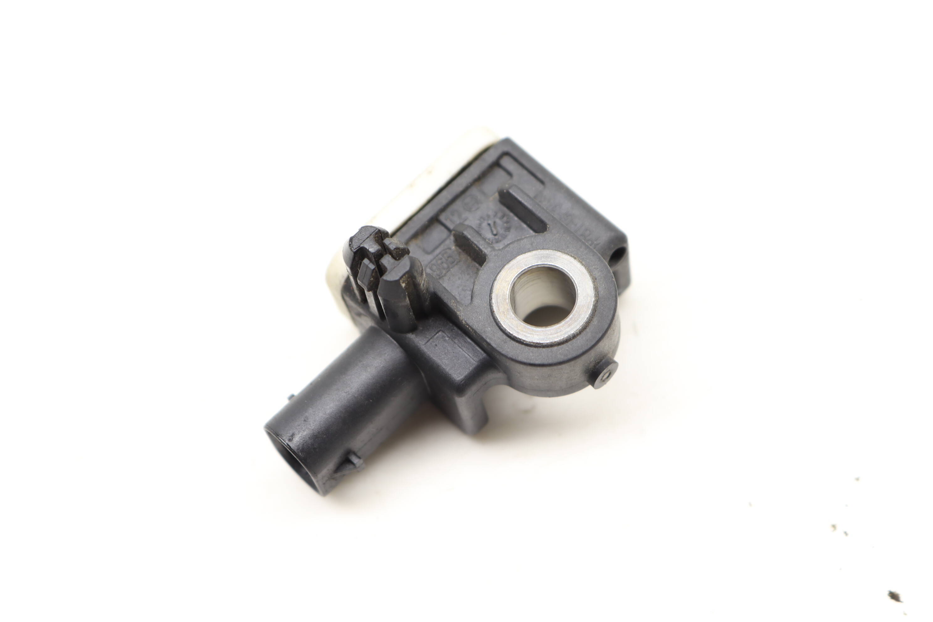 VW Front Impact / Crash Sensor (Touareg) 7P0959651