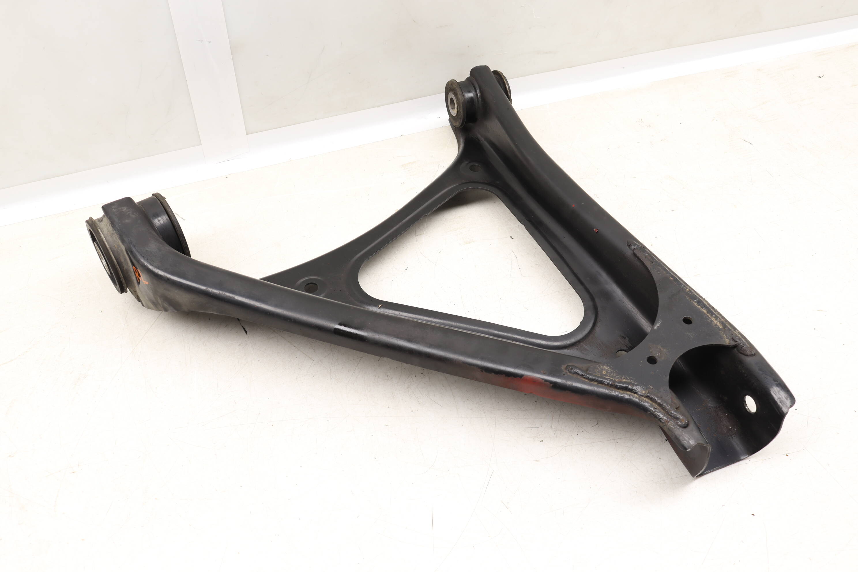 Porsche Left Rear Lower Control Arm (Cayenne) 7P0505351D
