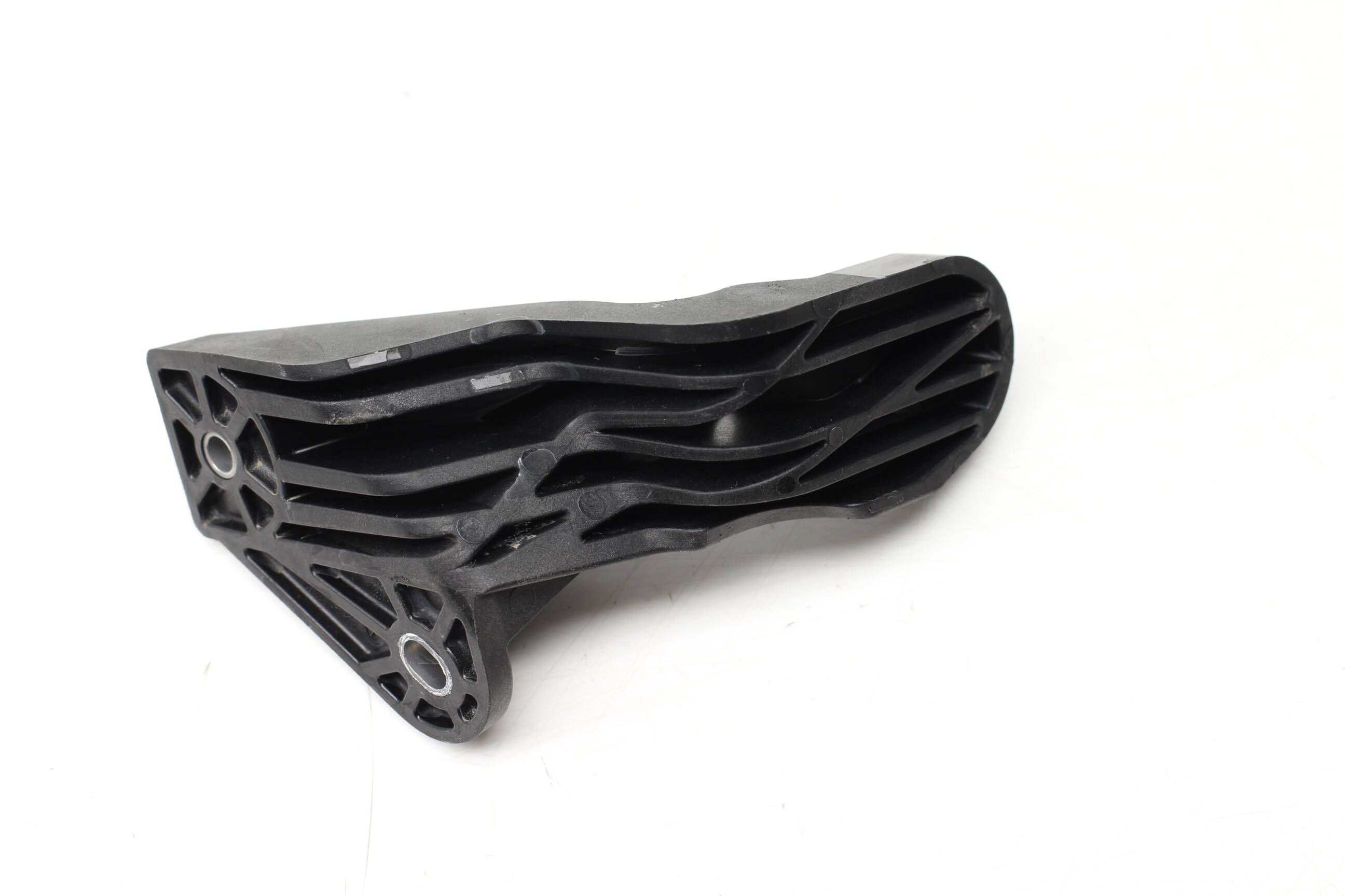 Audi Engine Air Intake Bracket (A8 Quattro, S8) 4H0133570A