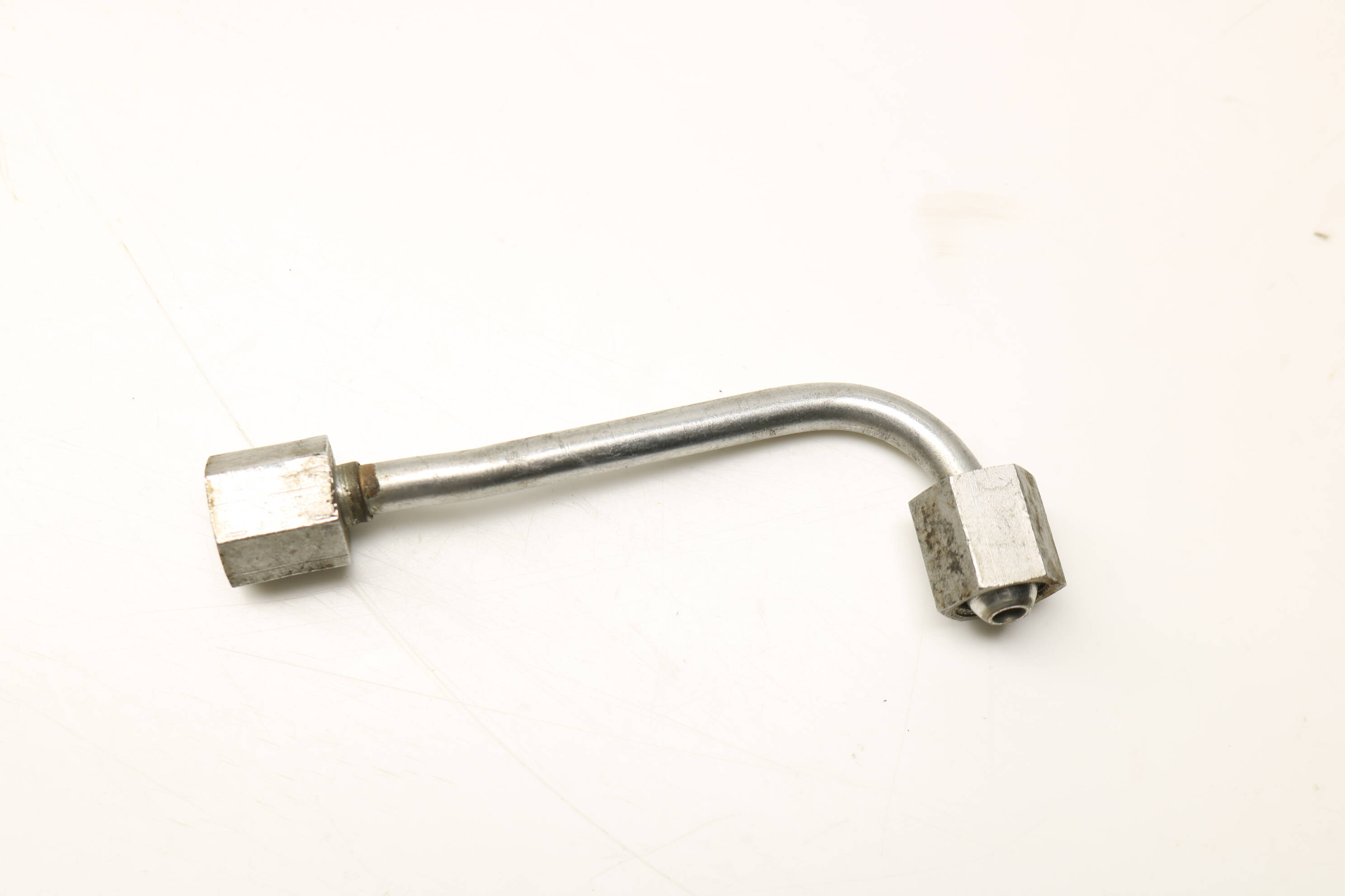 FUEL LINE / PIPE - AUDI Q7 PORSCHE CAYENNE VW CC PASSAT CC TOUAREG