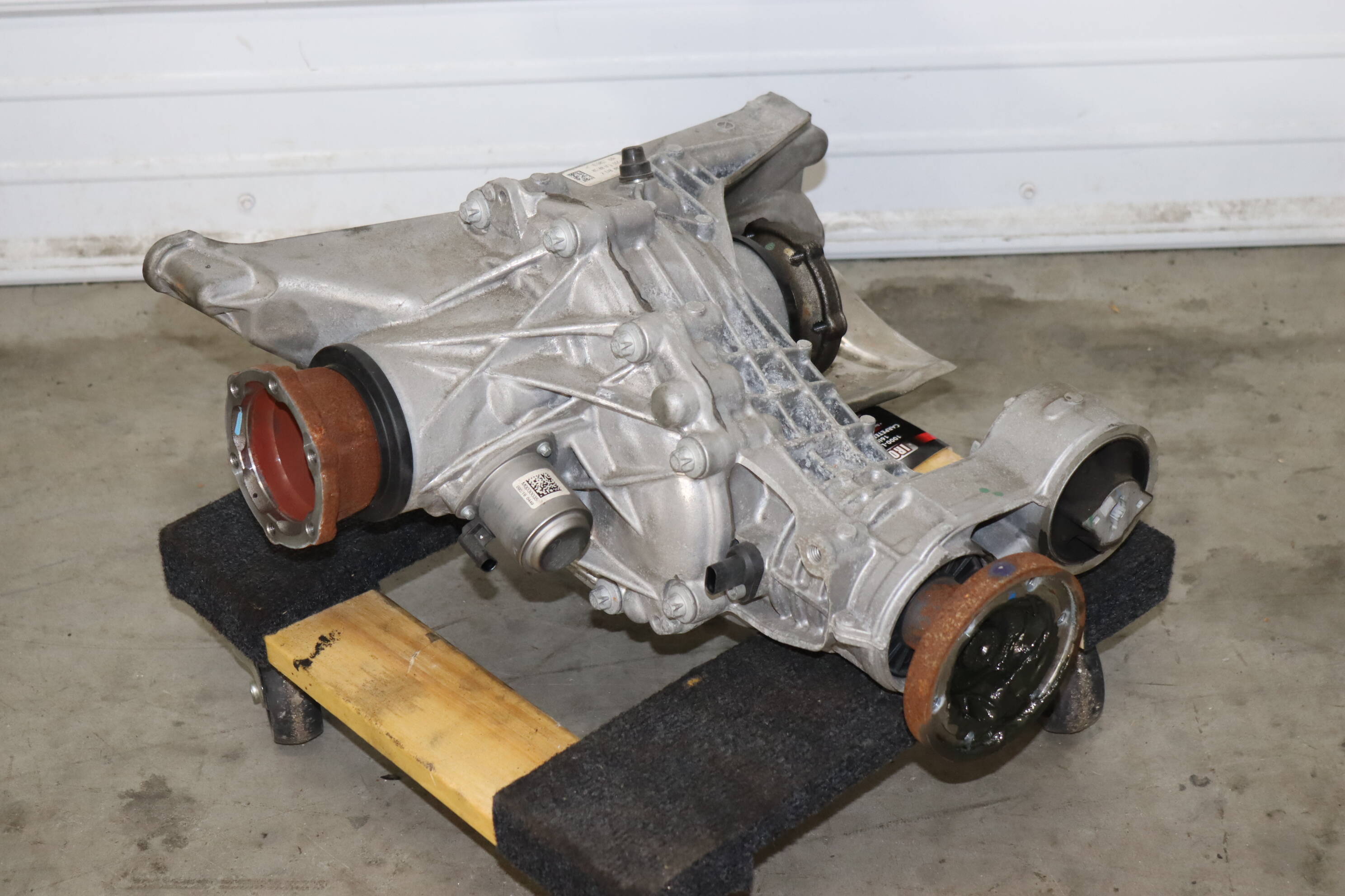 Audi Rear Axle Differential (Q5) 0B0500043K