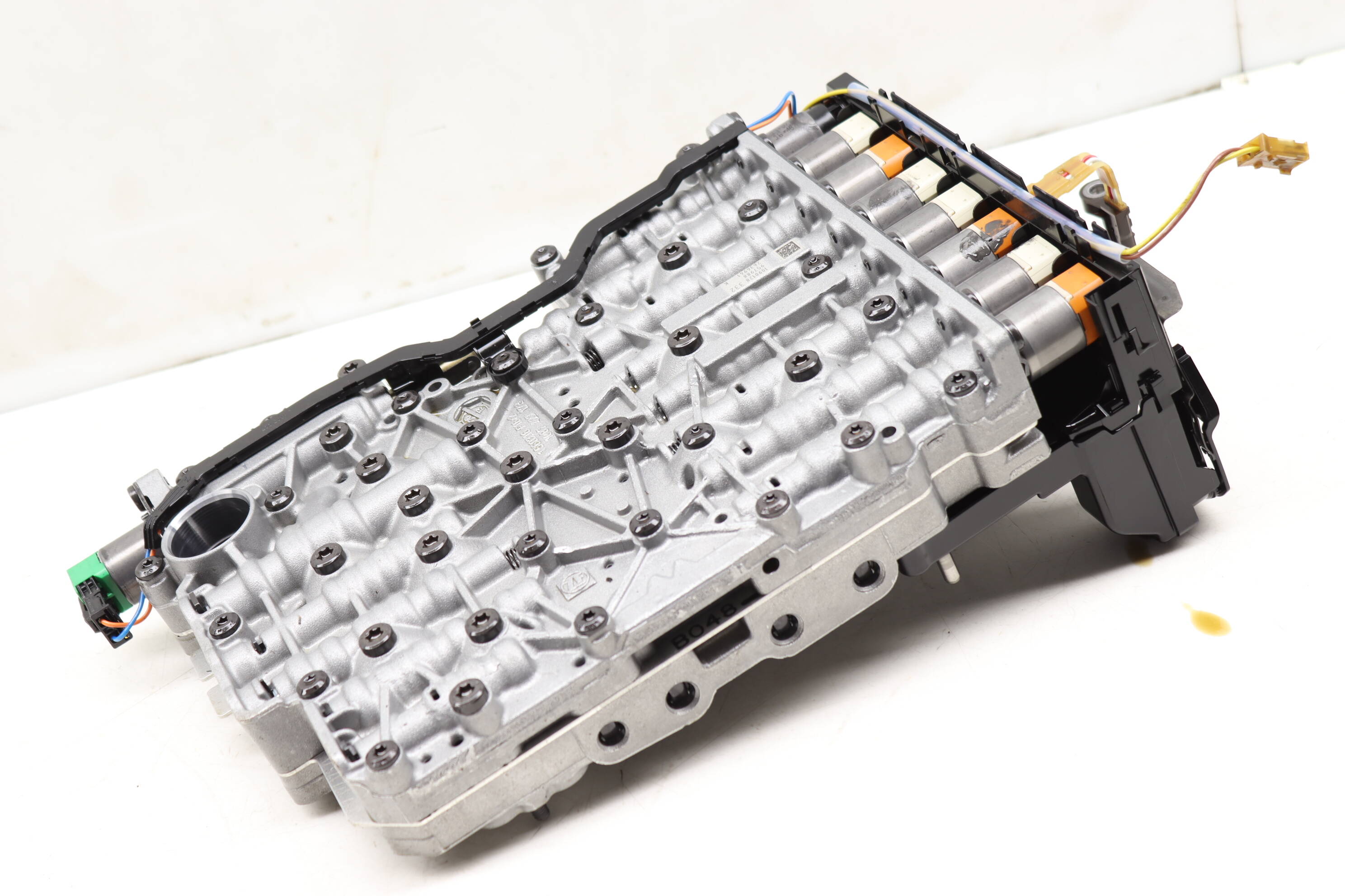 BMW Transmission Valve Body / Mechatronic (Ga8hp45z) 24347647850