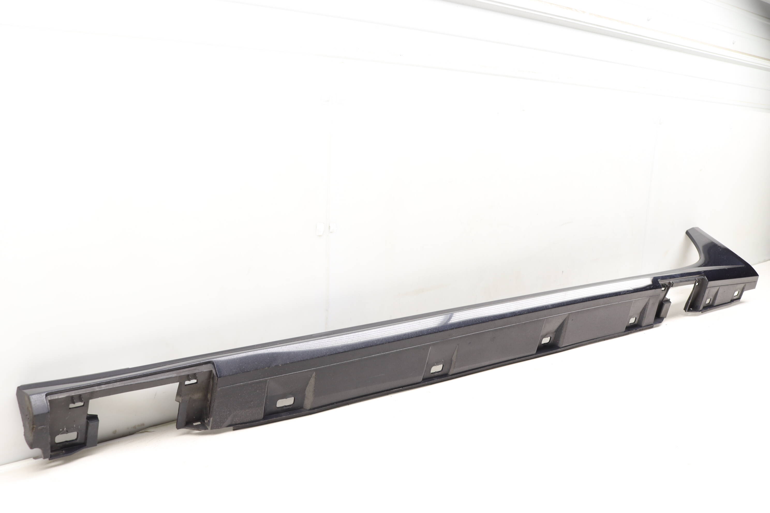 Audi Left Side Skirt / Rocker Panel 4G0853855N