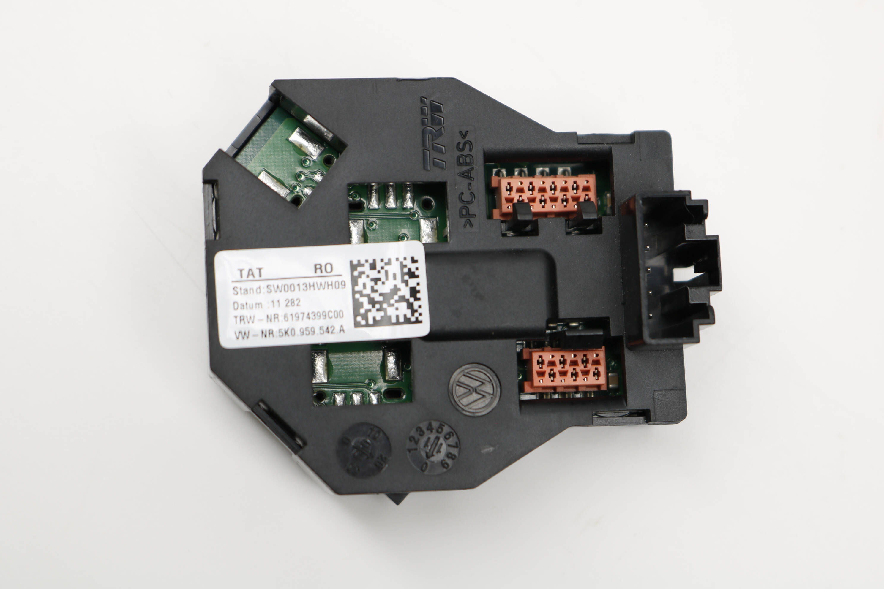 MULTIFUNCTION STEERING WHEEL CONTROL UNIT - VW CC GOLF SPORTWAGEN R