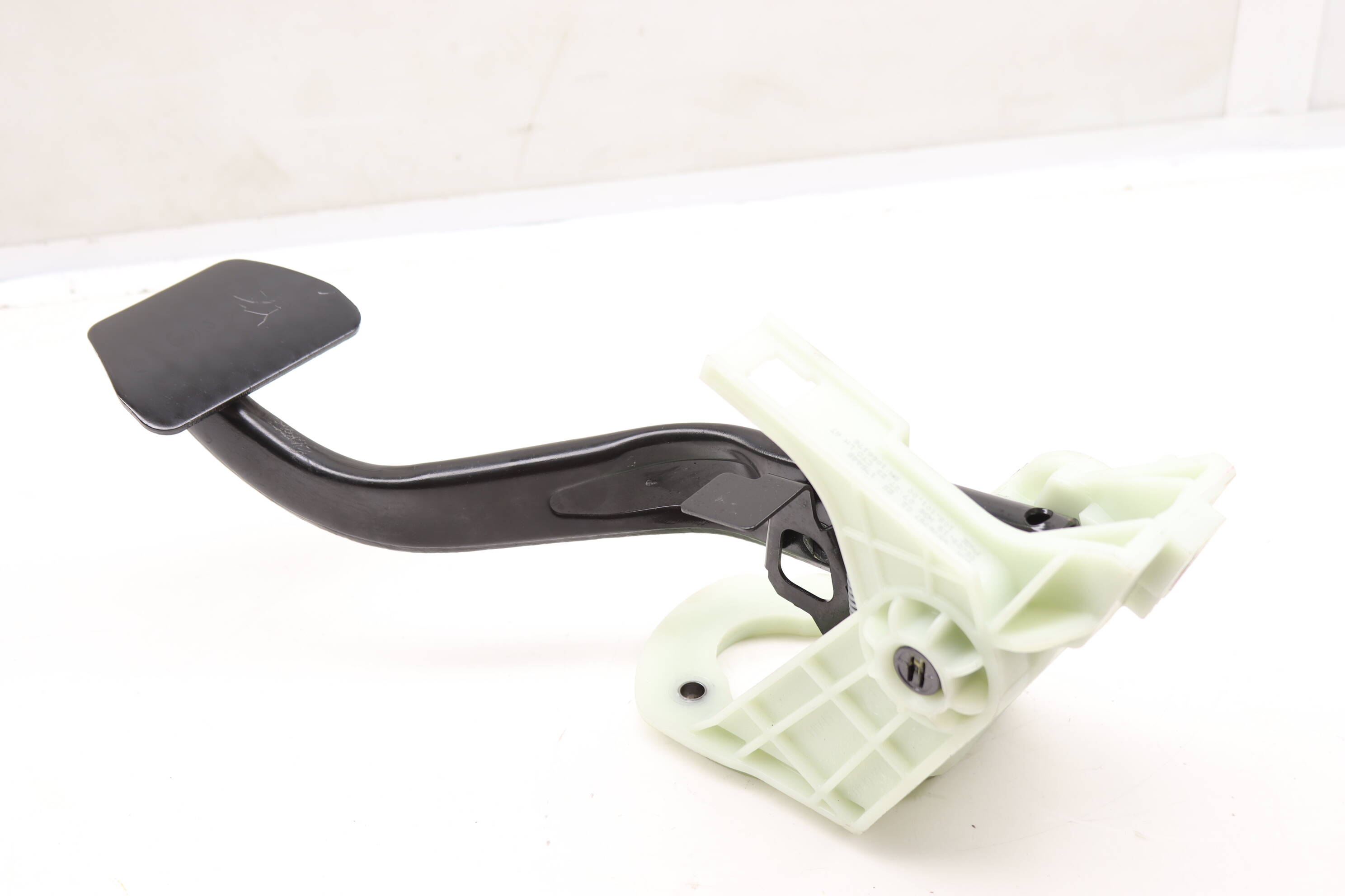 BMW Brake Pedal Assembly 35006876797