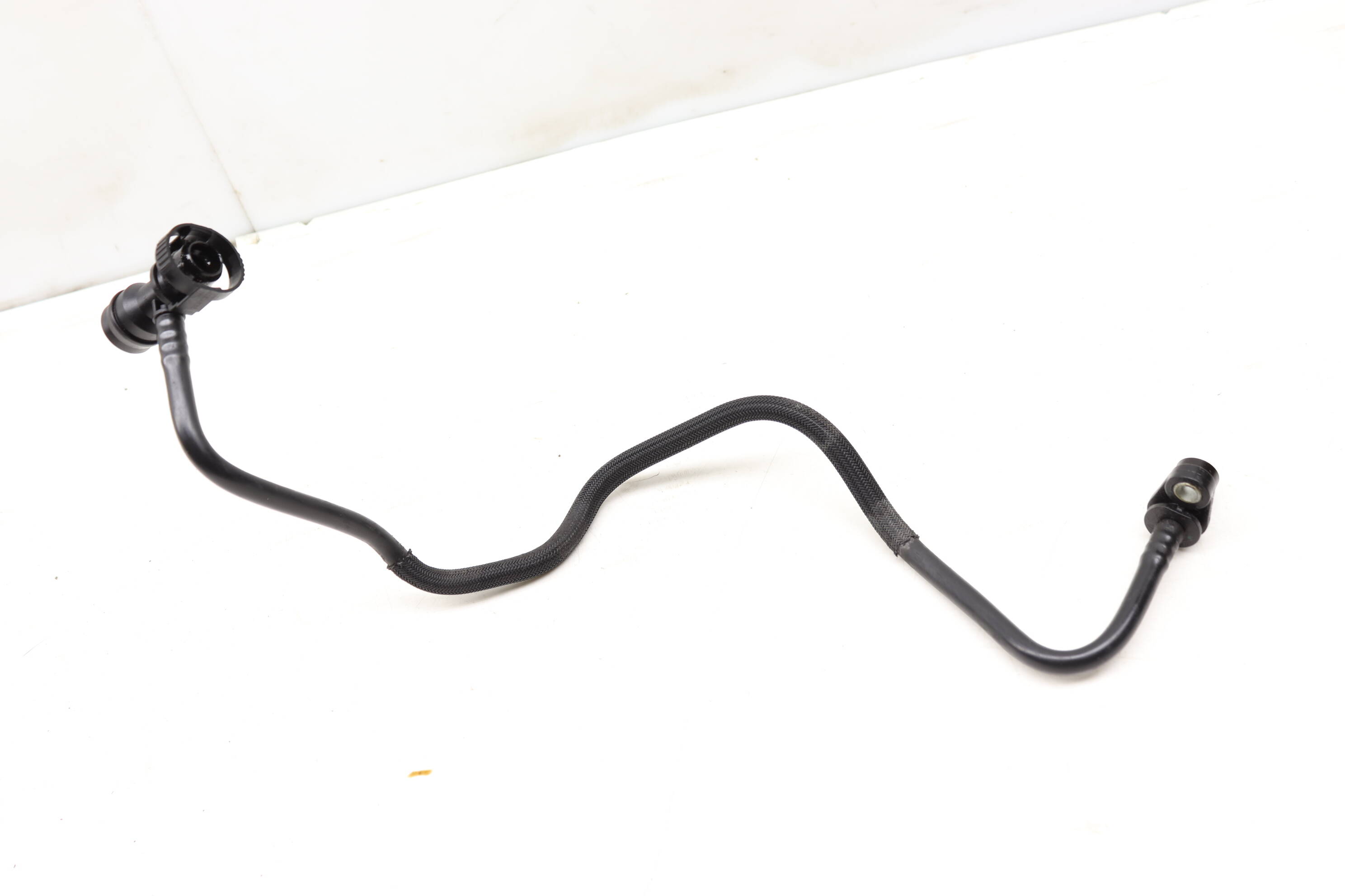 BMW Vacuum Hose / Line / Pipe 11157603816