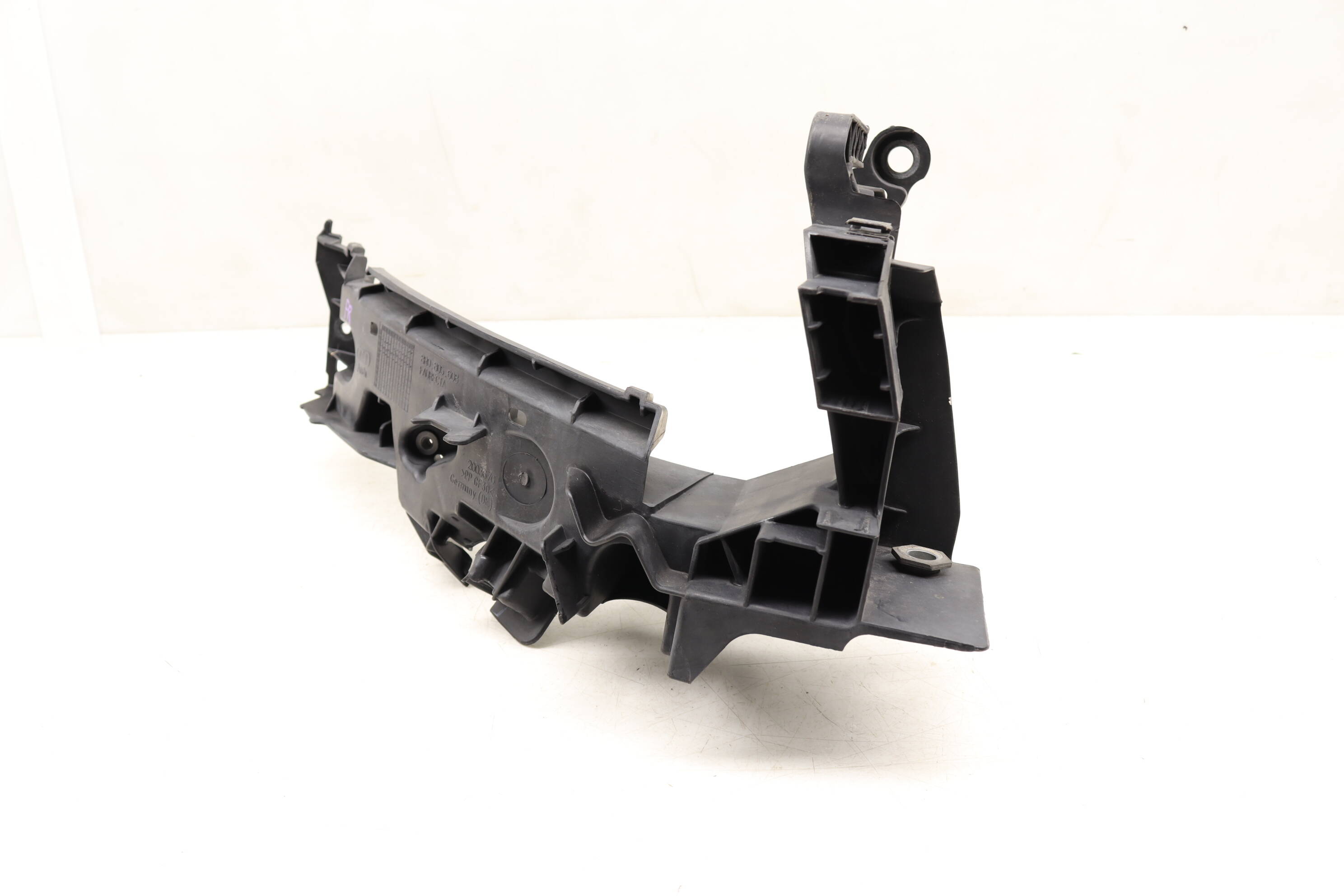 Audi Right Headlight Mount Bracket (Q5, SQ5) 8R0805608