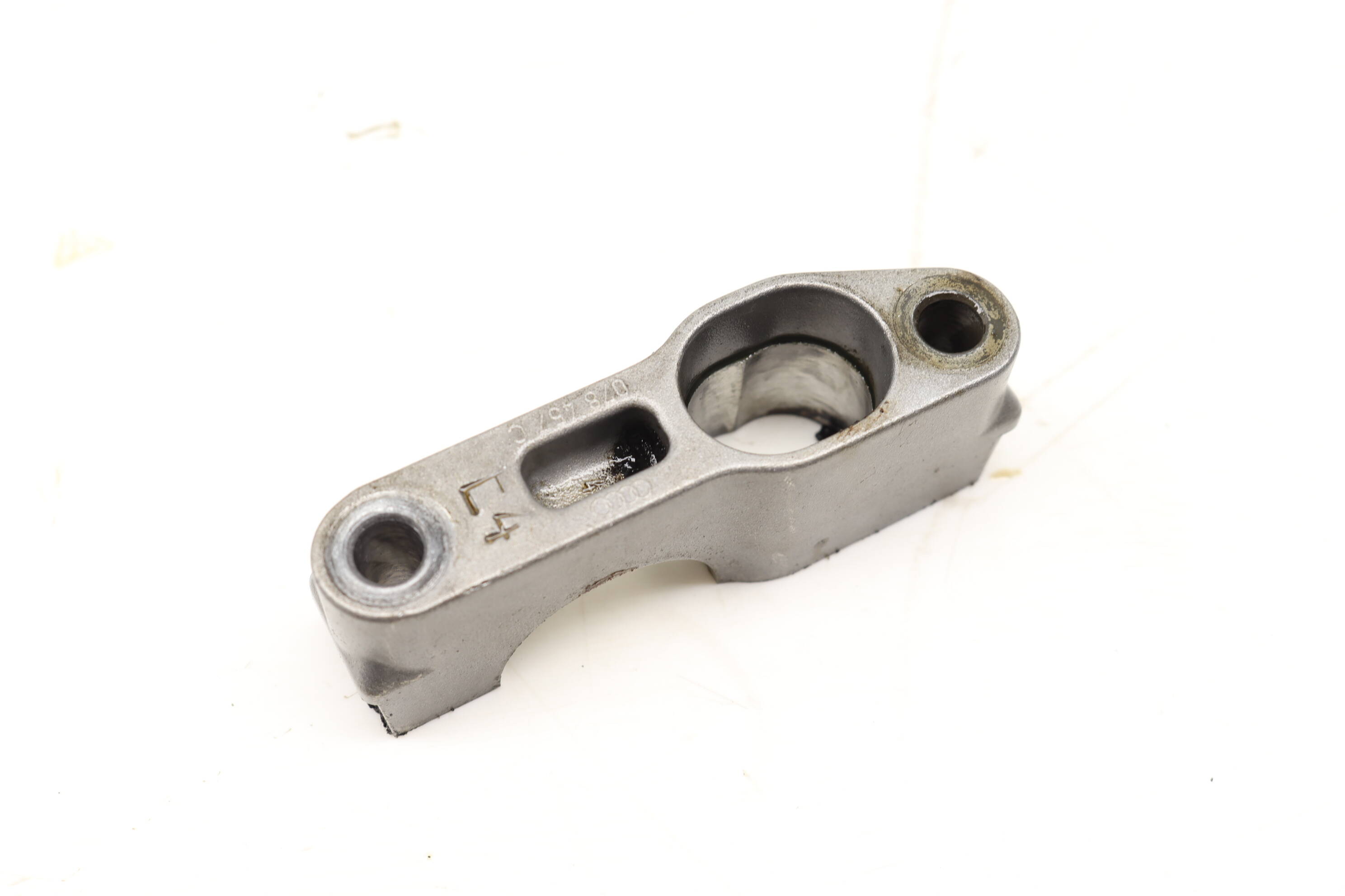 CAM / CAMSHAFT BEARING CAP - E4 - AUDI A6 A8 ALLROAD S6 S8 VW PHAETON
