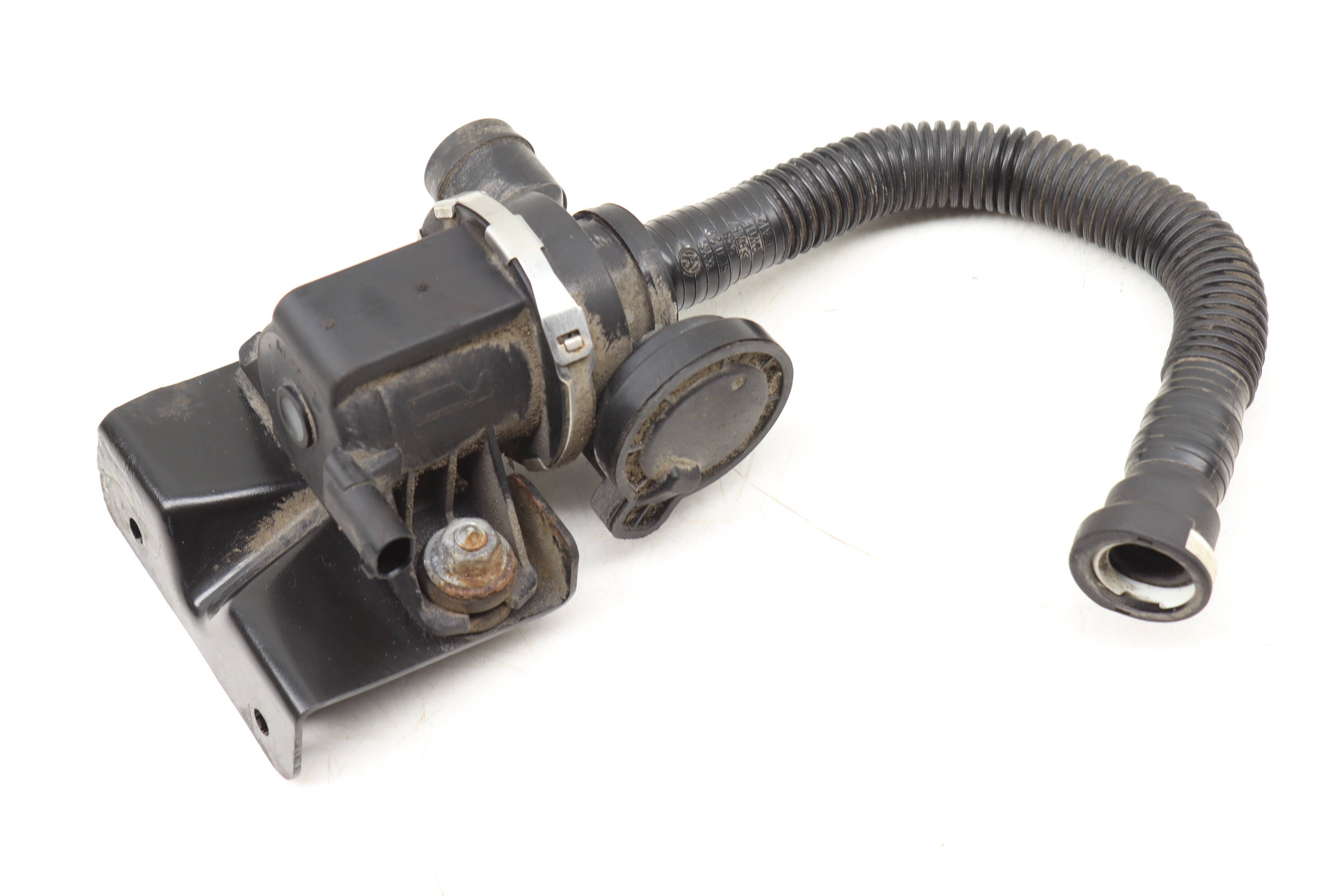 VW Fuel Pressure Regulator (Jetta) 5C0201559