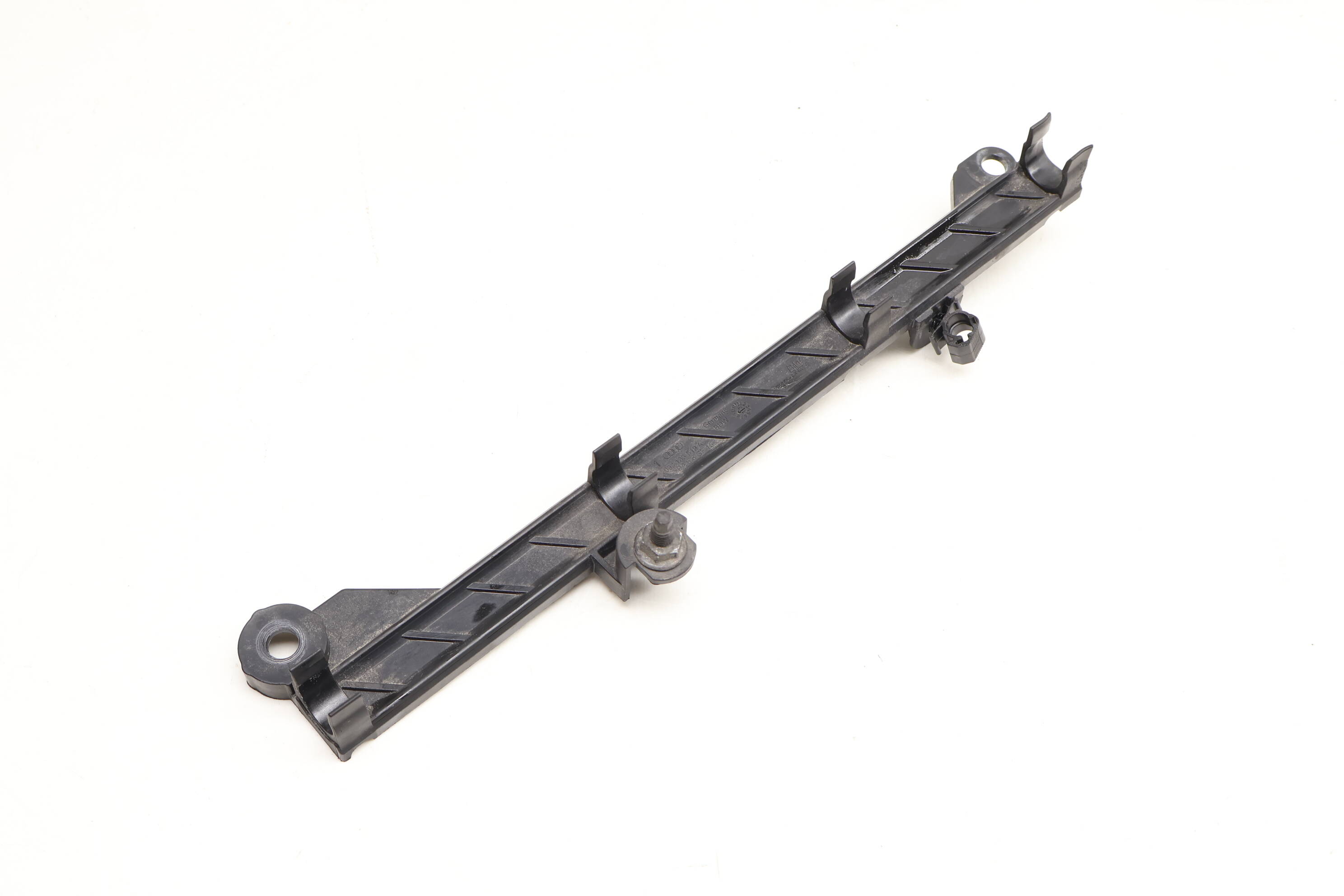 VW Fuel Hose / Line Bracket 06J133519A
