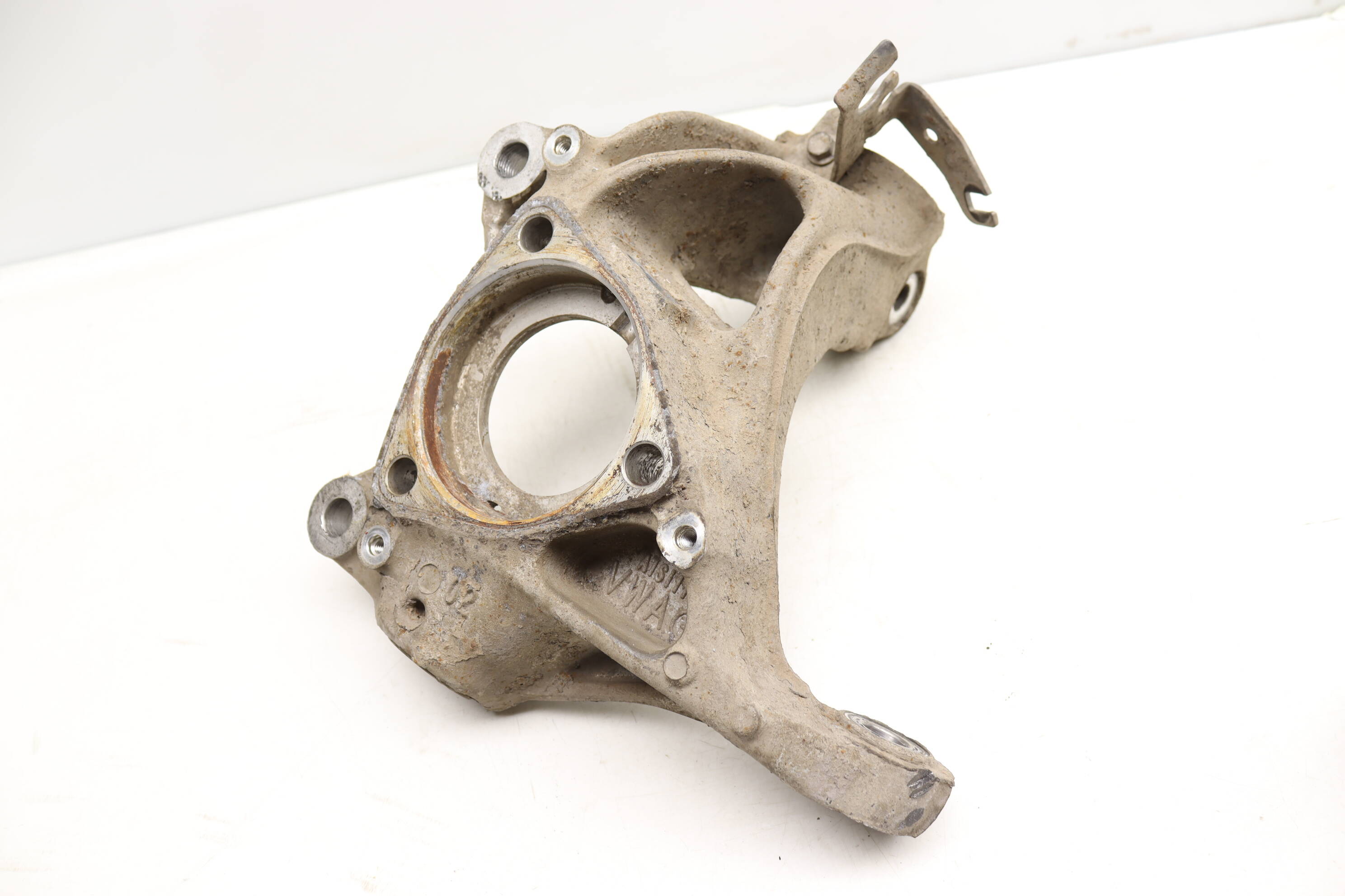 WolfAutoParts.com - FRONT LEFT - SPINDLE KNUCKLE / WHEEL BEARING ...