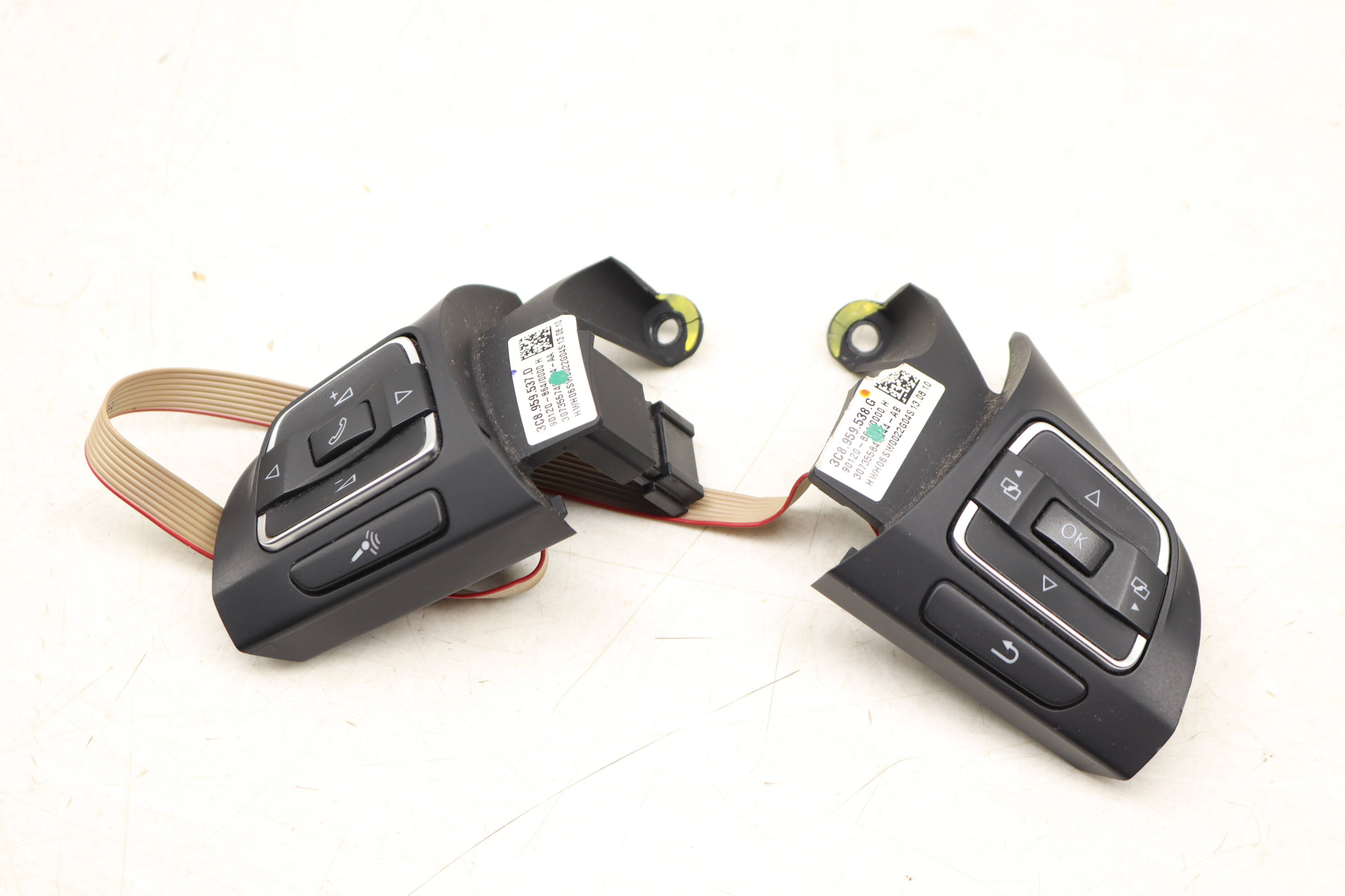 VW Steering Wheel Control Switch / Button Set 3C8998537B