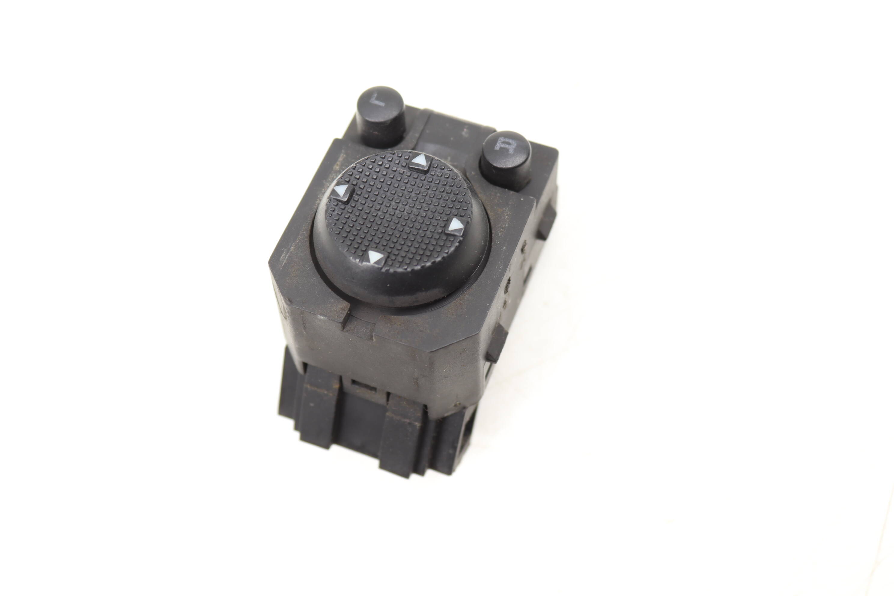 VW Power Side View Mirror Switch (EuroVan) 7D0959565