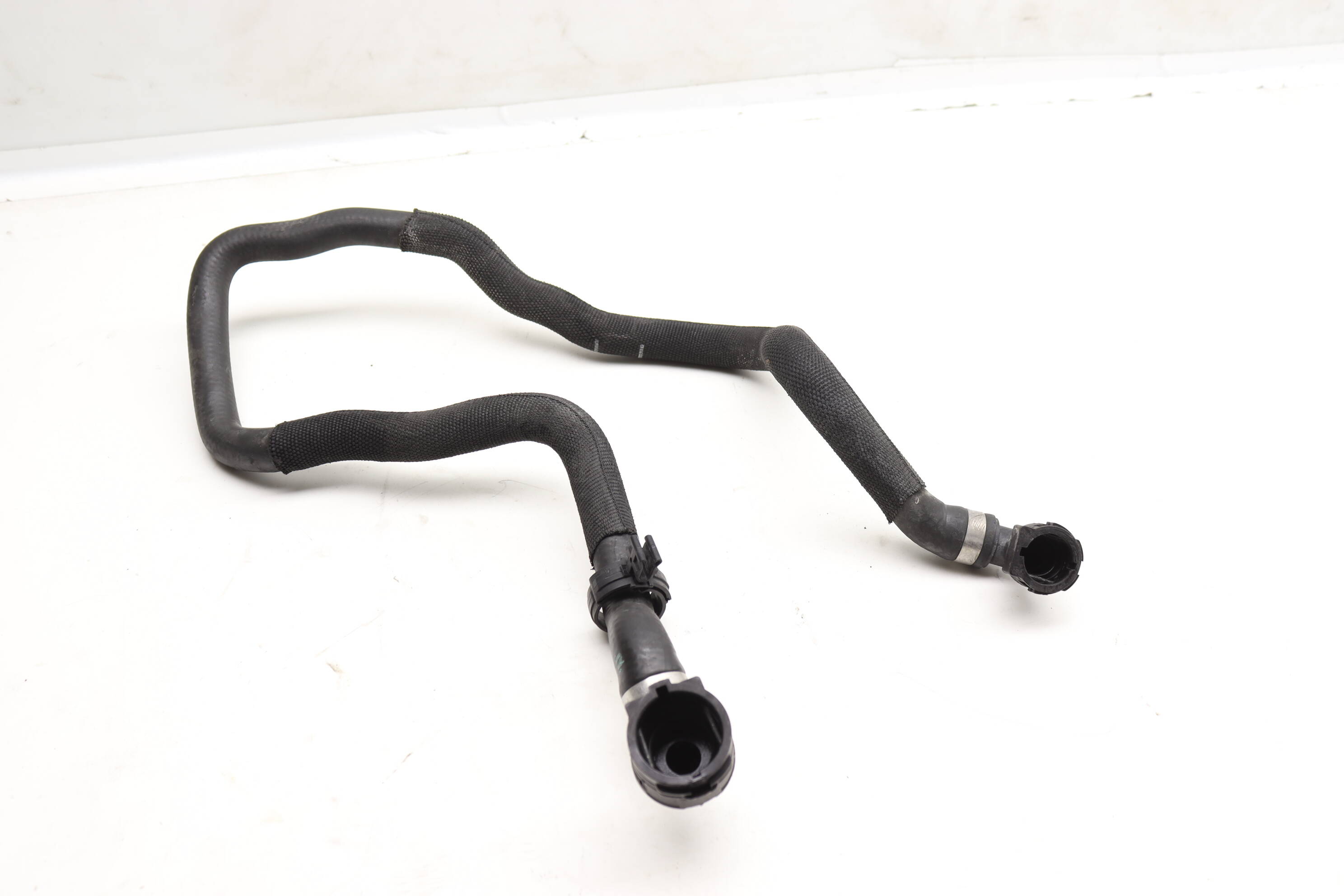 BMW Upper Radiator Coolant Hose / Line 17128602634