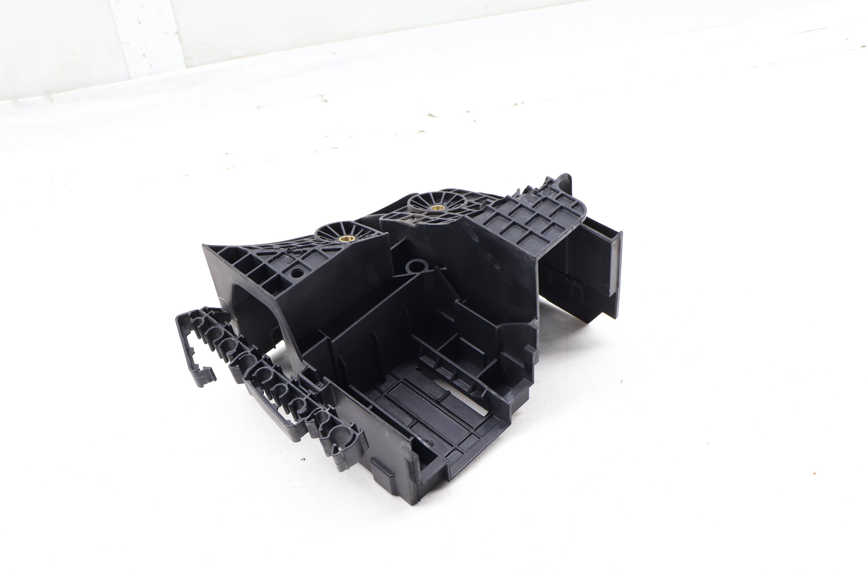 VW Fuse Box / Relay Plate Bracket 1K0907361B