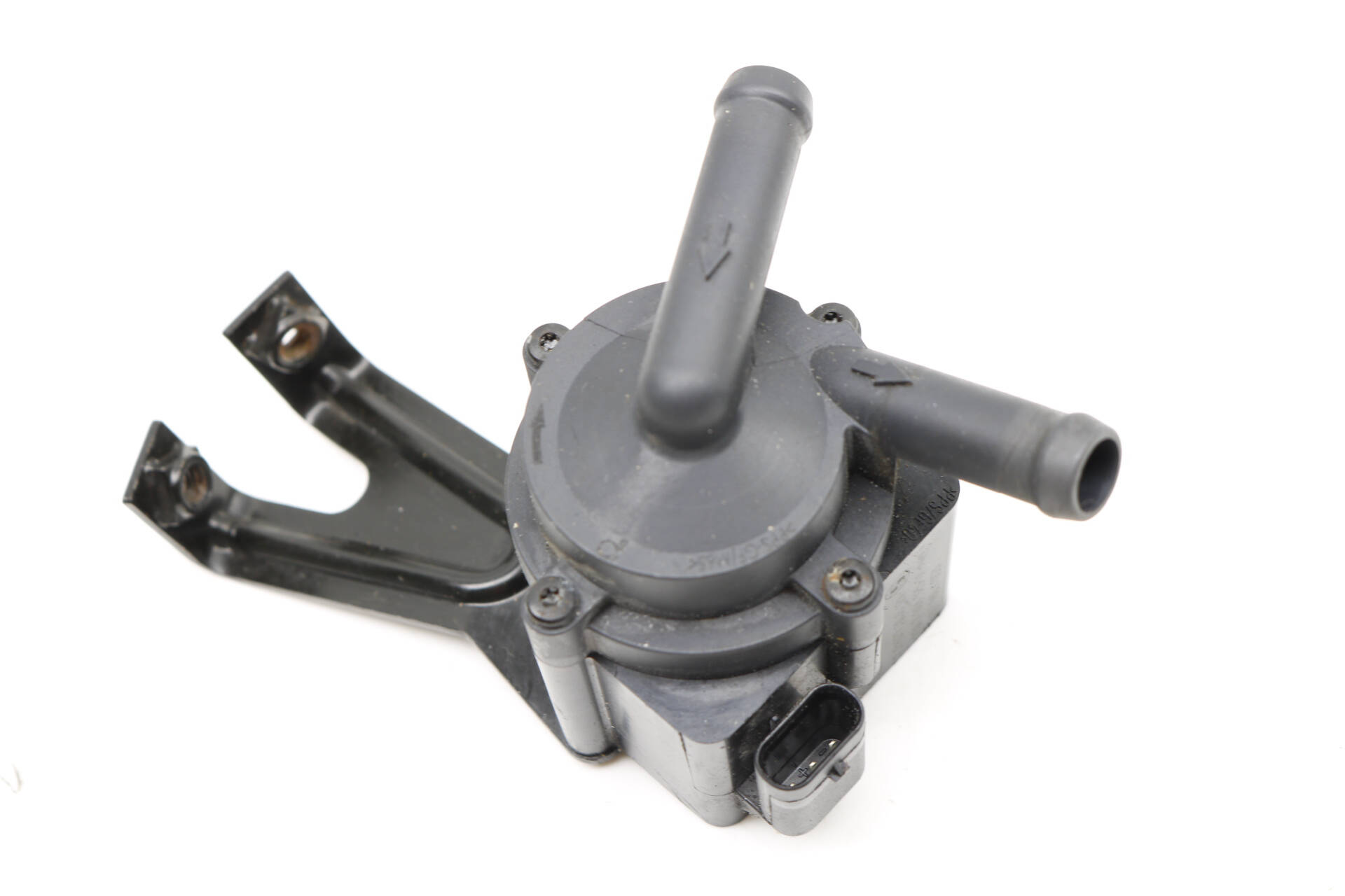 AUXILIARY COOLANT / WATER PUMP - BMW 550I XDRIVE GT 750I XDRIVE M5