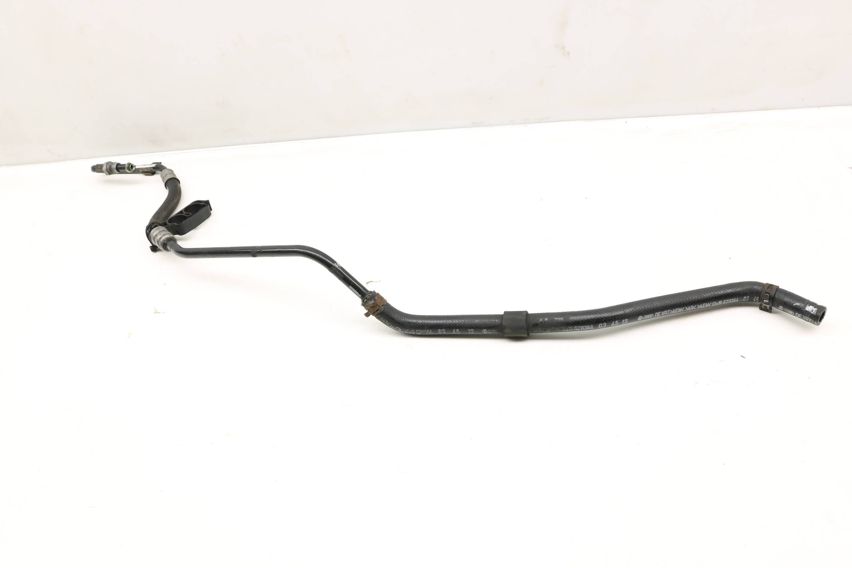VW Power Steering Return Hose / Line (Touareg) 7P0422891K