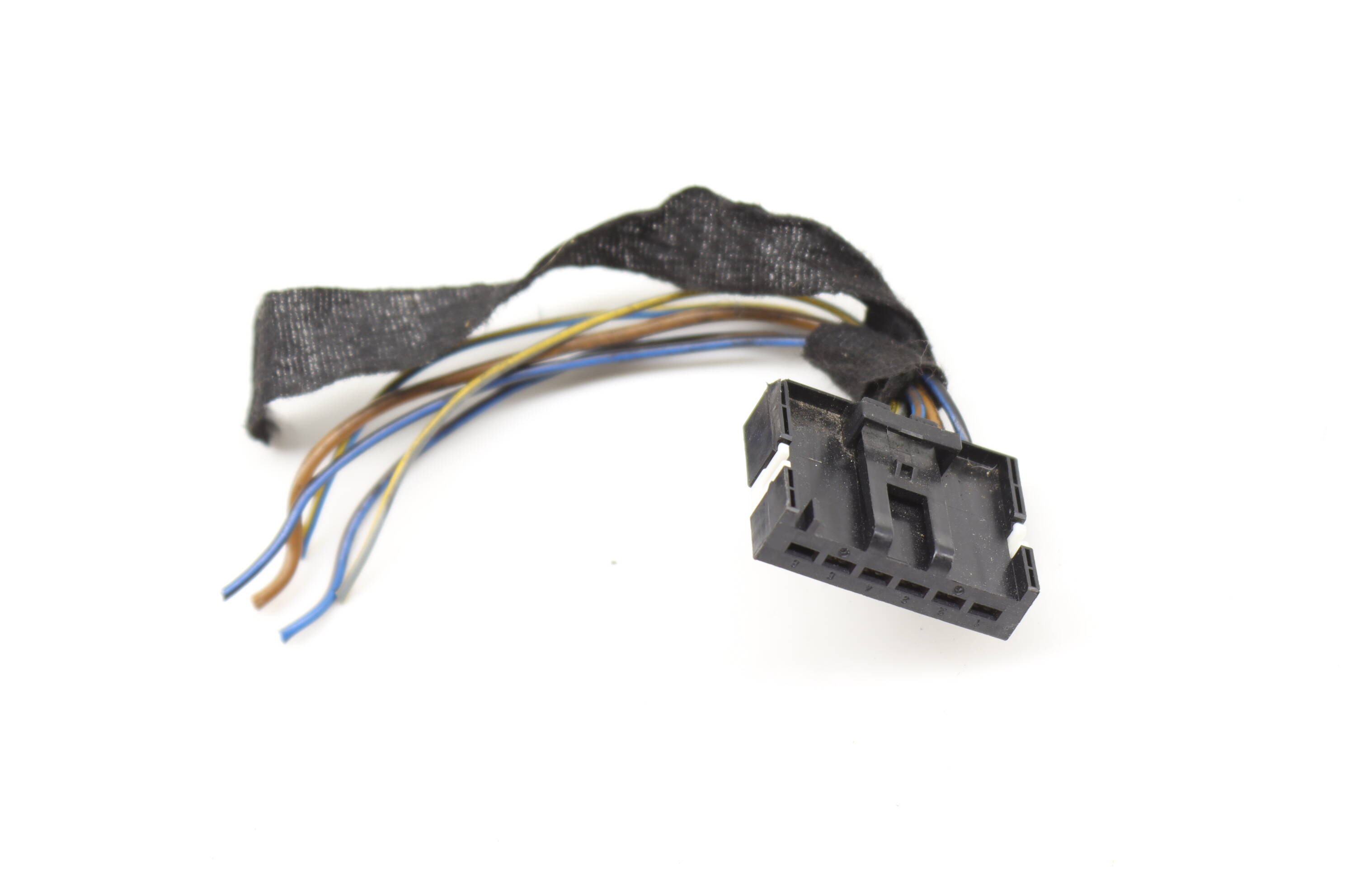 BMW Tail Light / Lamp Wiring Connector / Pigtail (6-Pin)