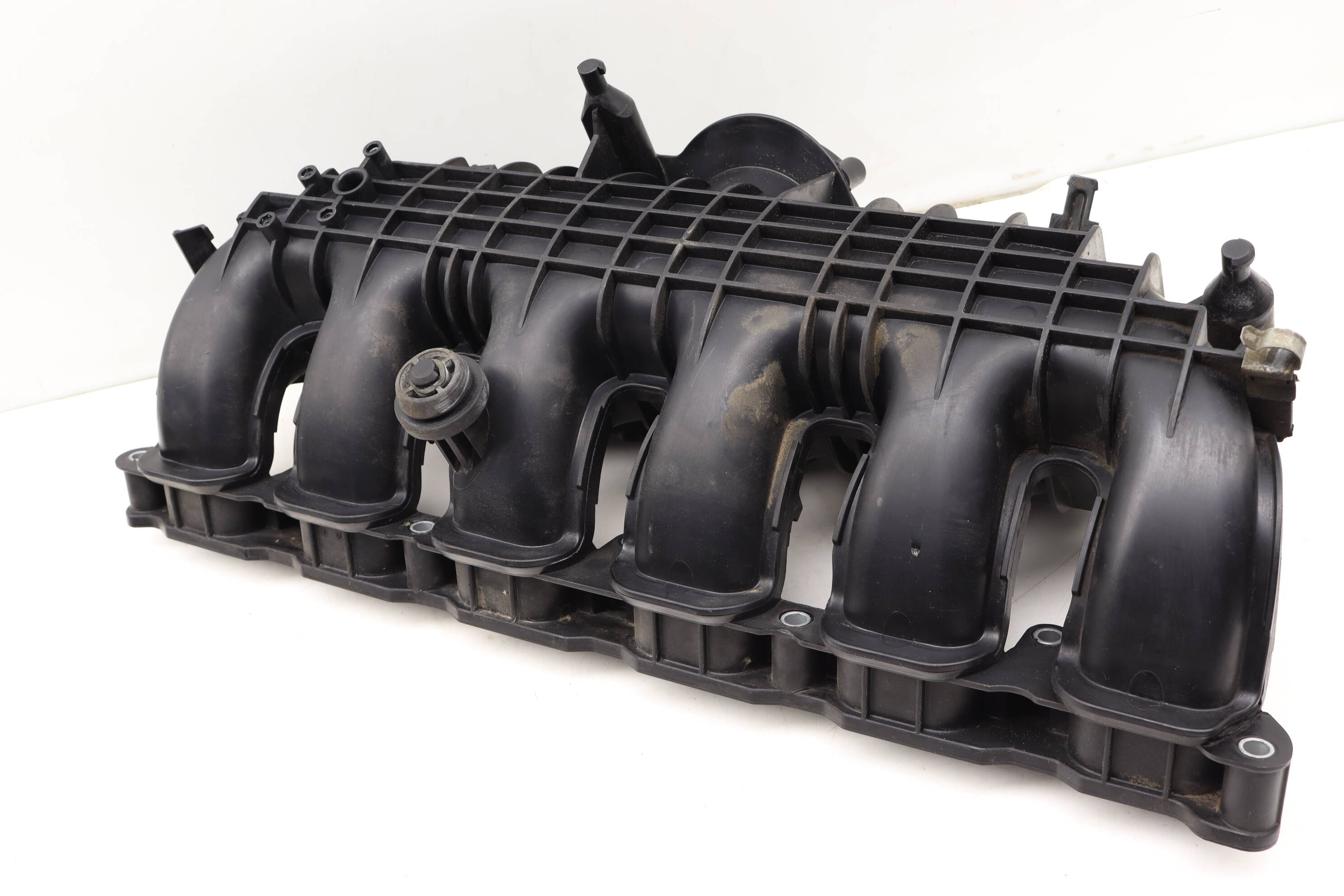 BMW Intake Manifold (M4, 335i, 435i, 740i, 640i) 11617576911