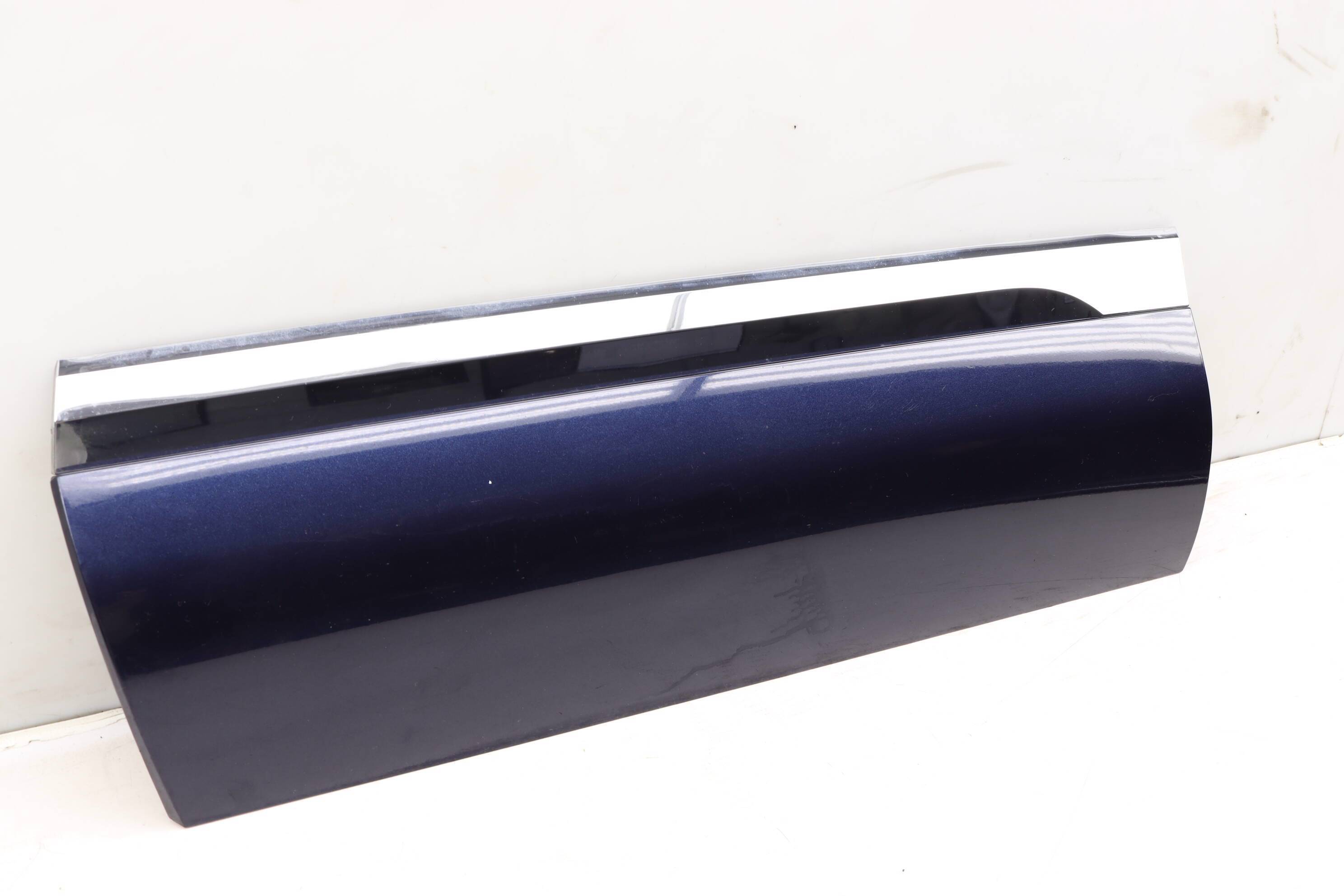 VW Rear Left Lower Door Molding / Blade (Touareg) 7P6854949A