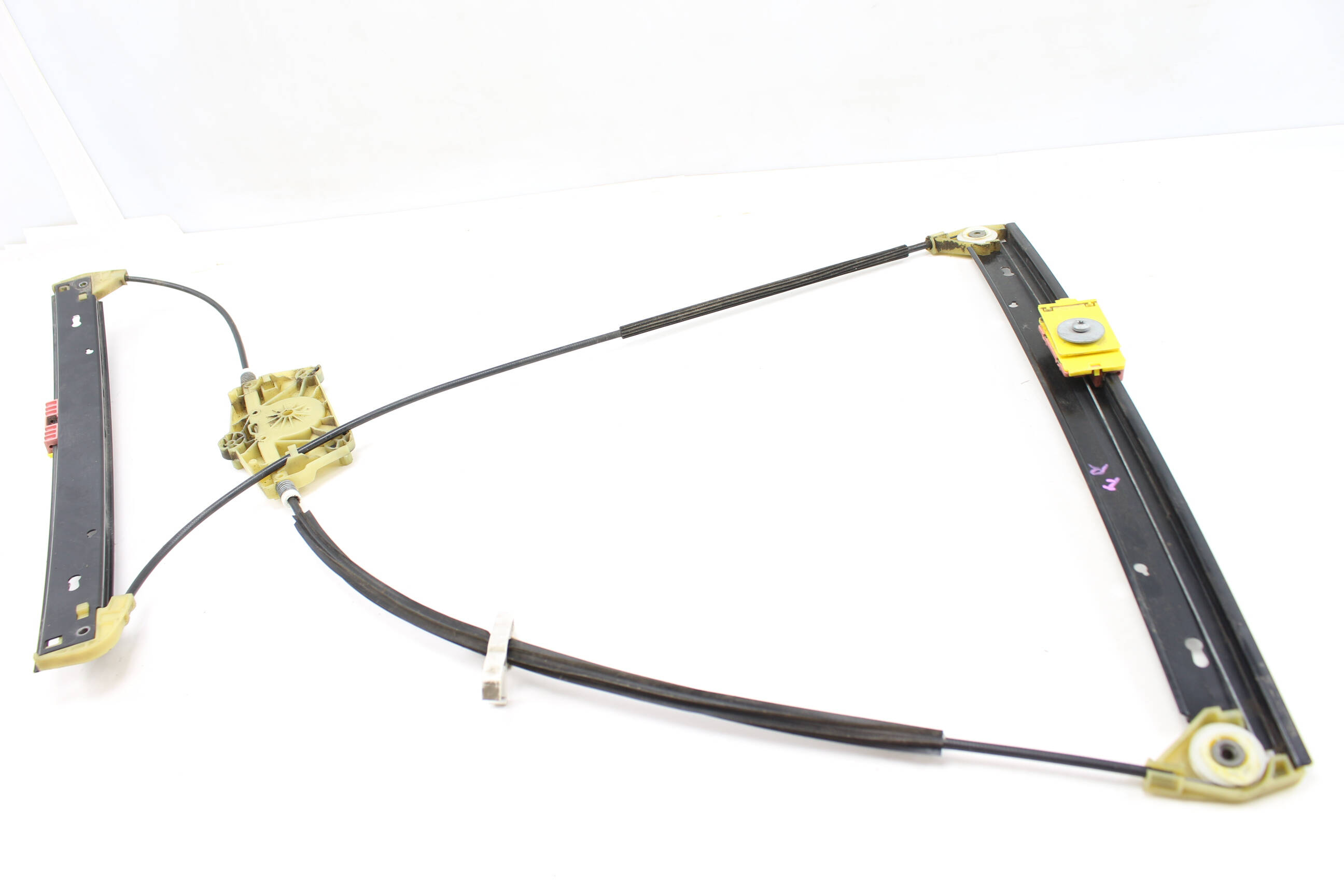 Audi Front Right Window Regulator (A6 Quattro, A6, S6) 4F0837462C