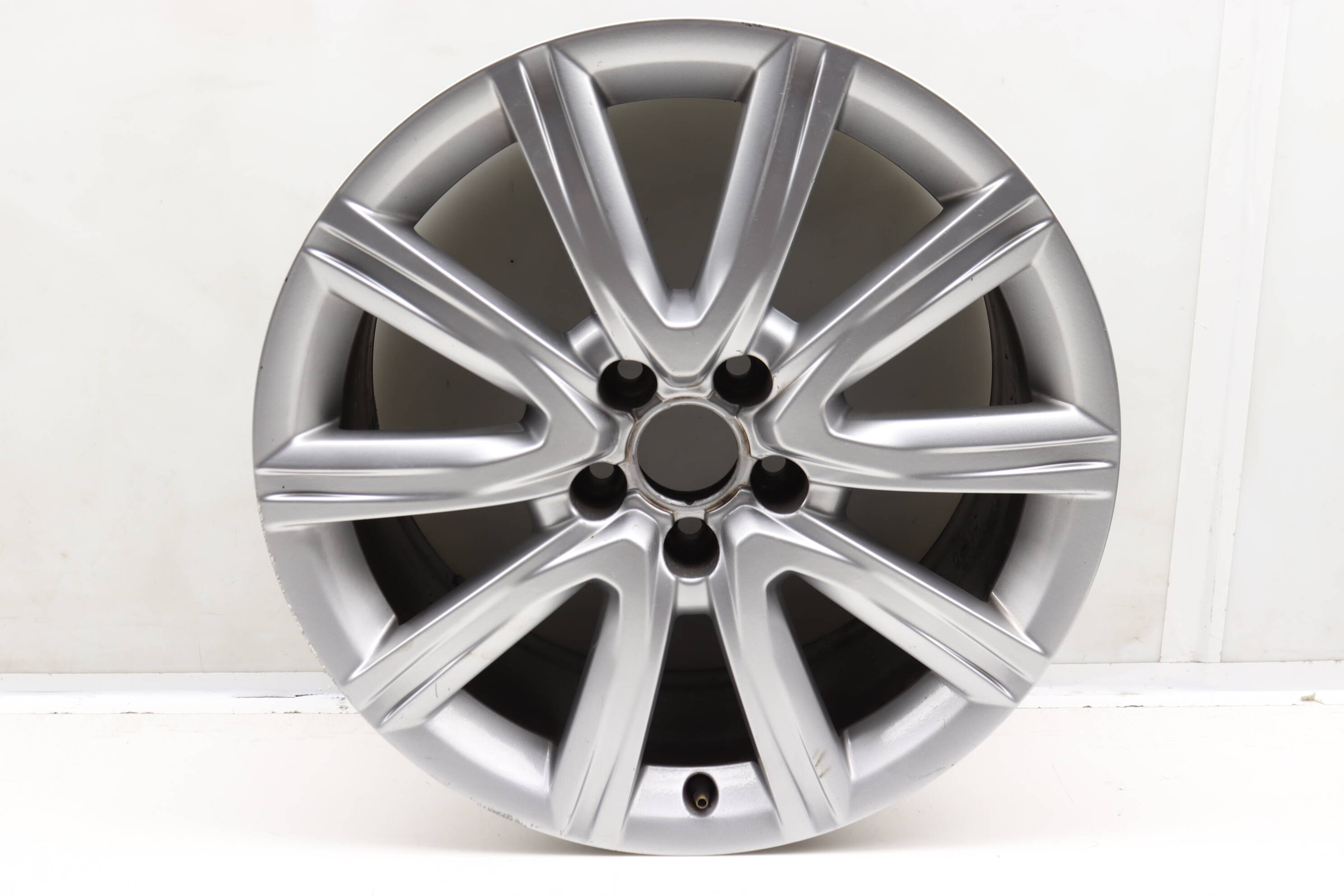 Audi 18" Inch Alloy Rim / Wheel (10-Spoke) 4G0601025BF