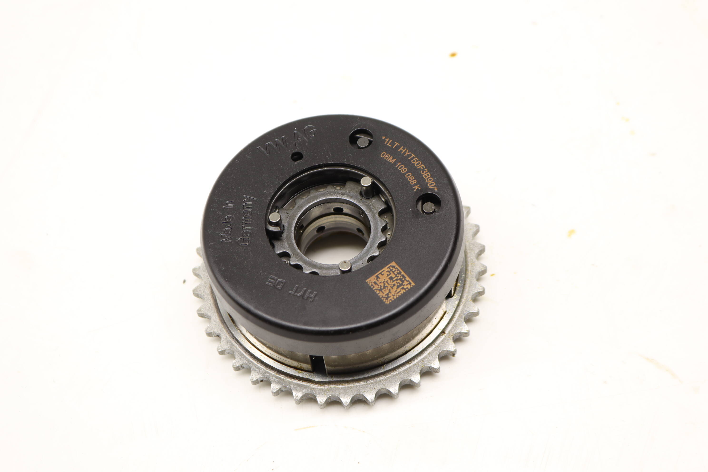 Audi Exhaust Cam / Camshaft Adjuster Unit (Outlet) 06M109088K