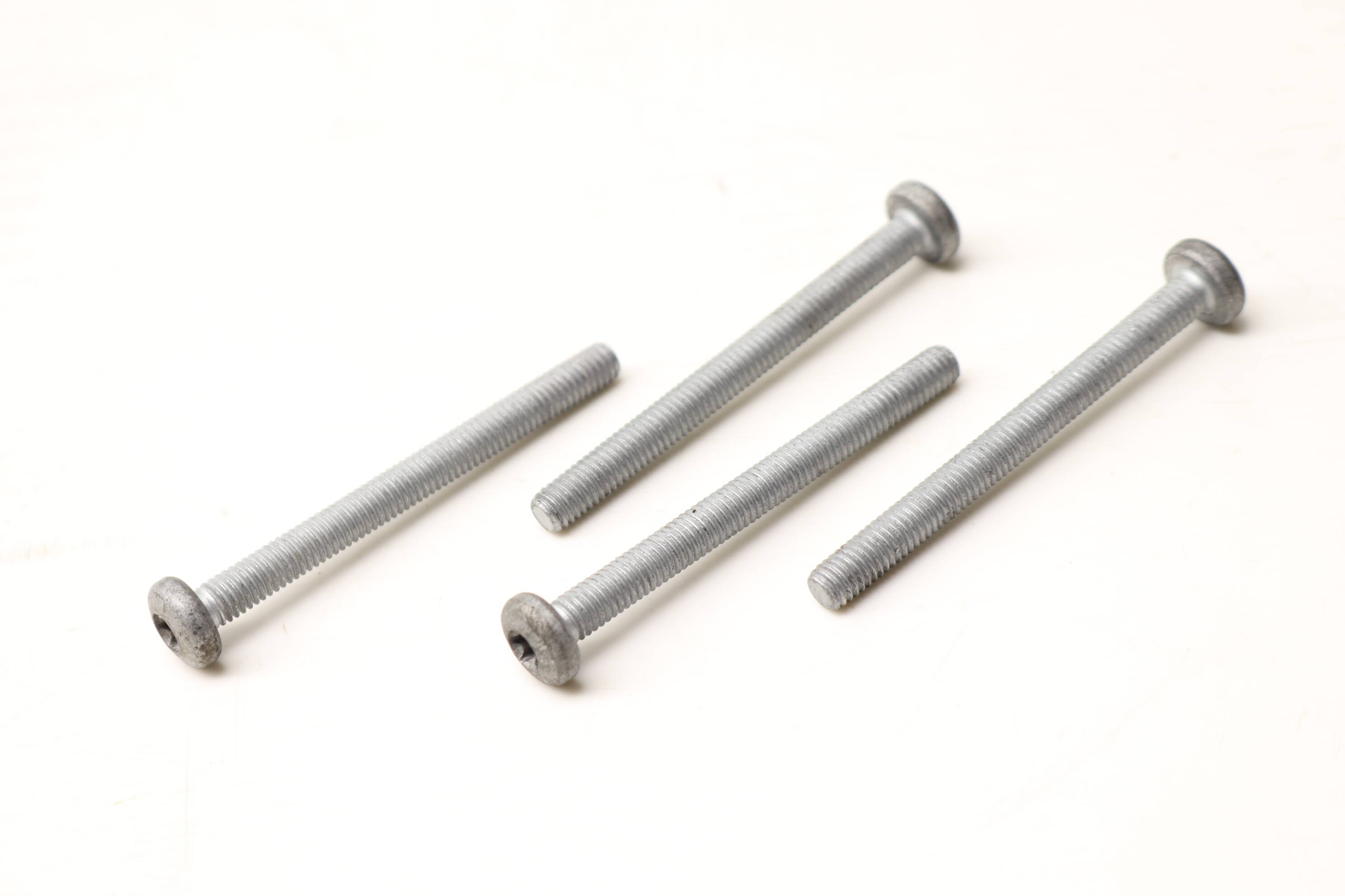 Audi M6x65 Screw / Bolt Set (4) N10622101