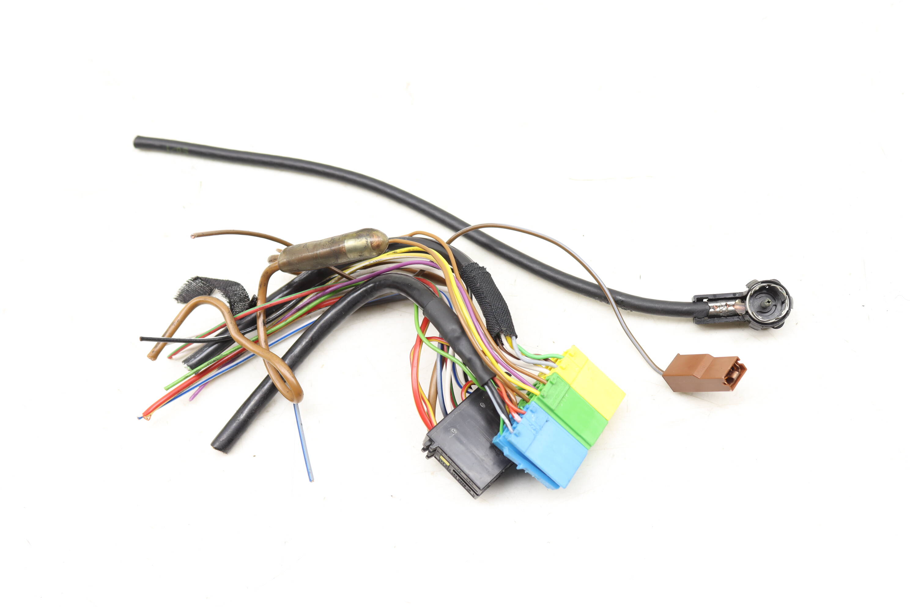 Audi Delta Cc / Radio Wiring Connector / Pigtail Set