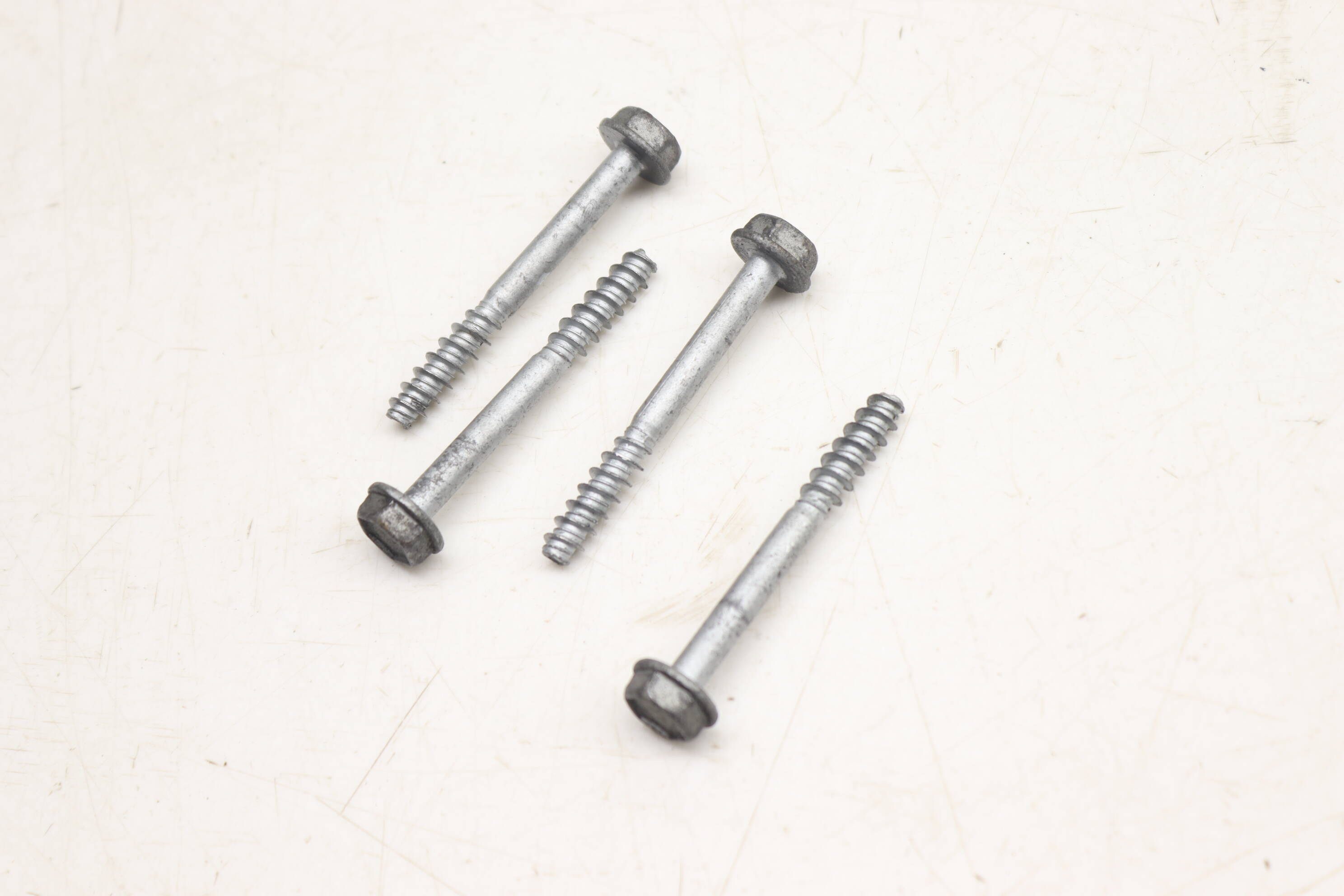 BMW Throttle Body Screw / Bolt Set (4) 13547561349