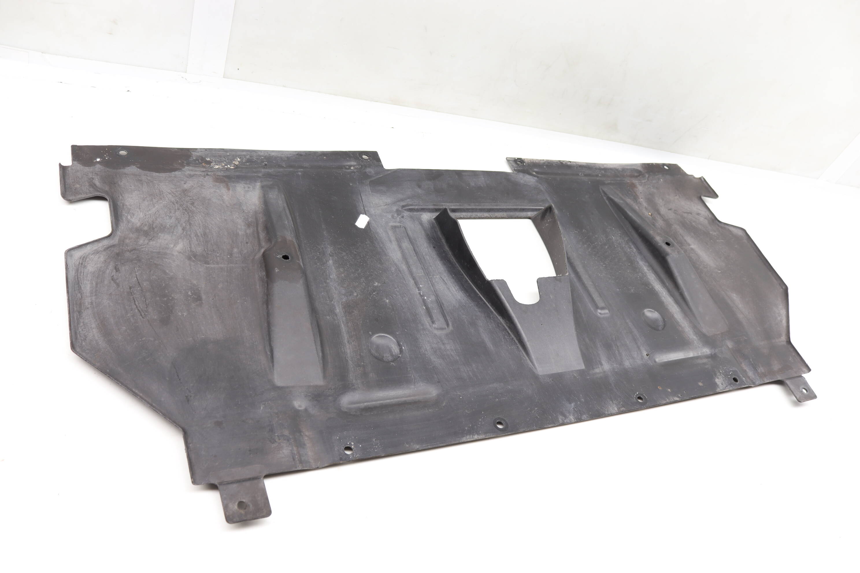 Audi Front Underbody Shield Panel / Liner (R8) 420825208A