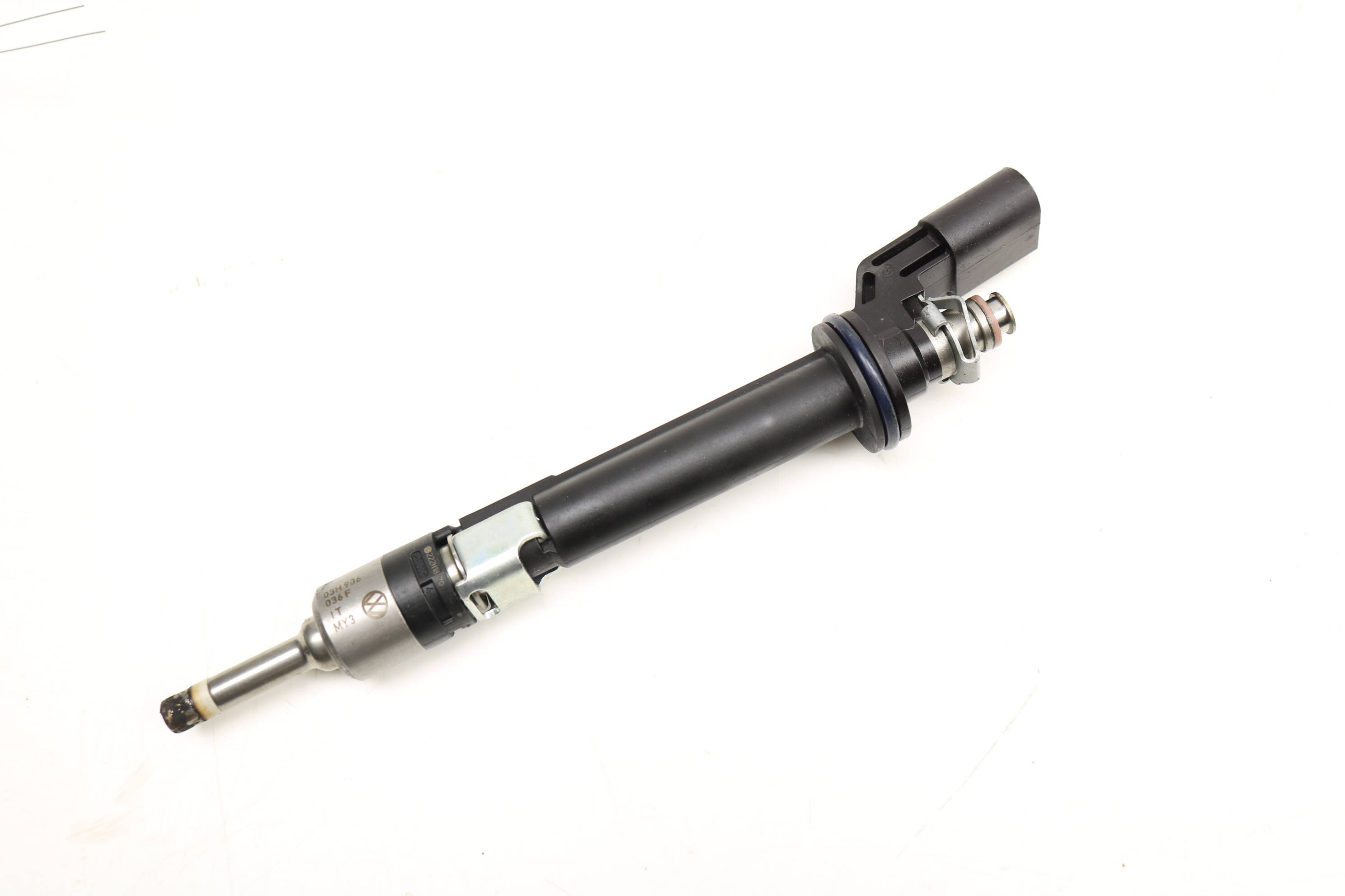 VW 3.6L Upper Fuel Injector 03H906036F
