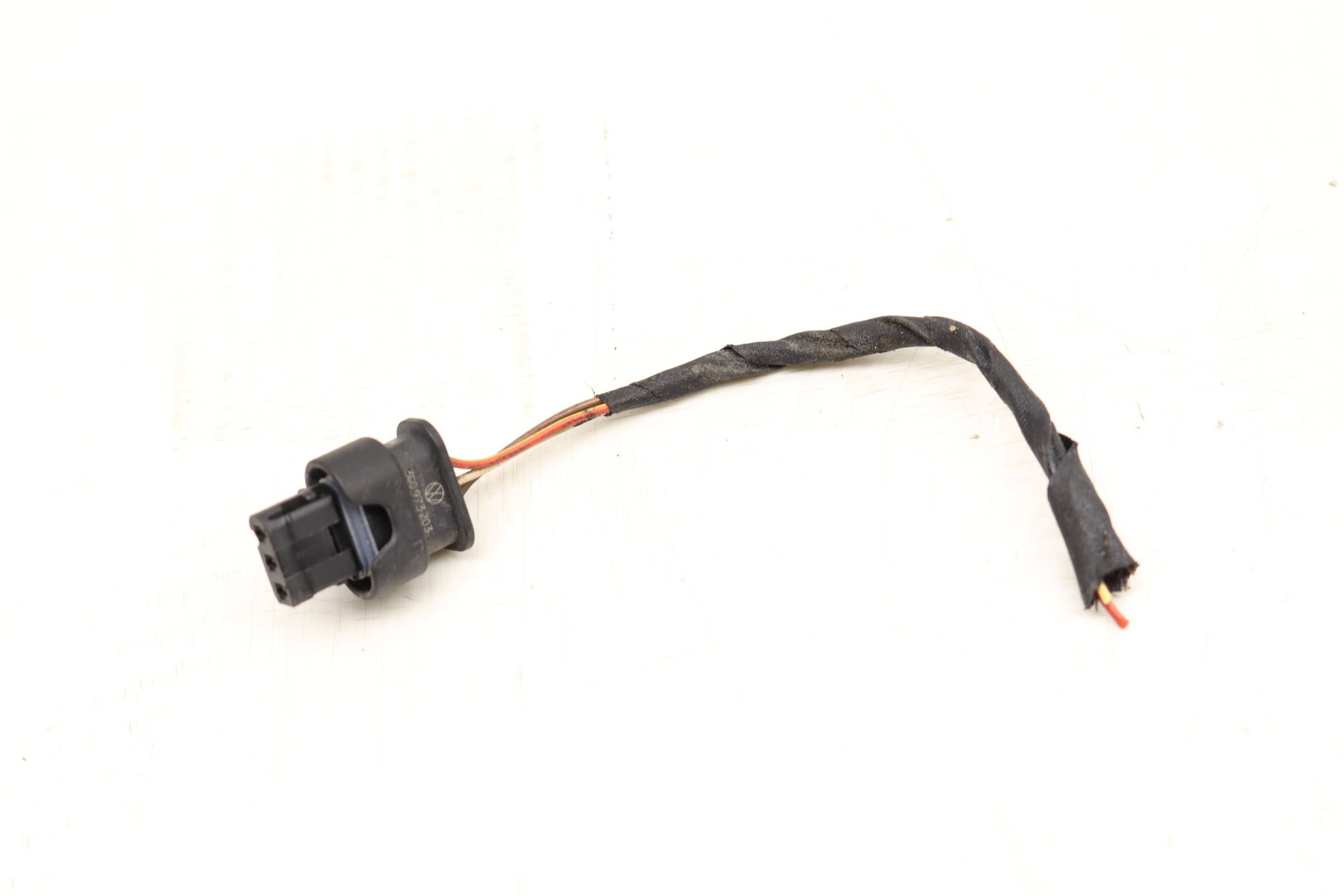 Audi 3-Pin Wiring Harness Connector / Pigtail 3C0973203