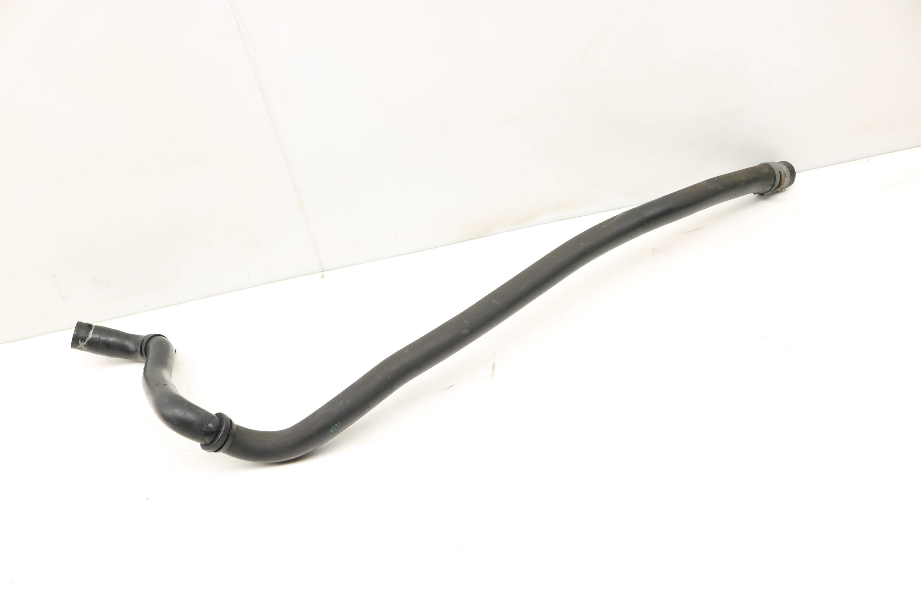 VW Heater Hose Assembly (Touareg) 7L0819884A