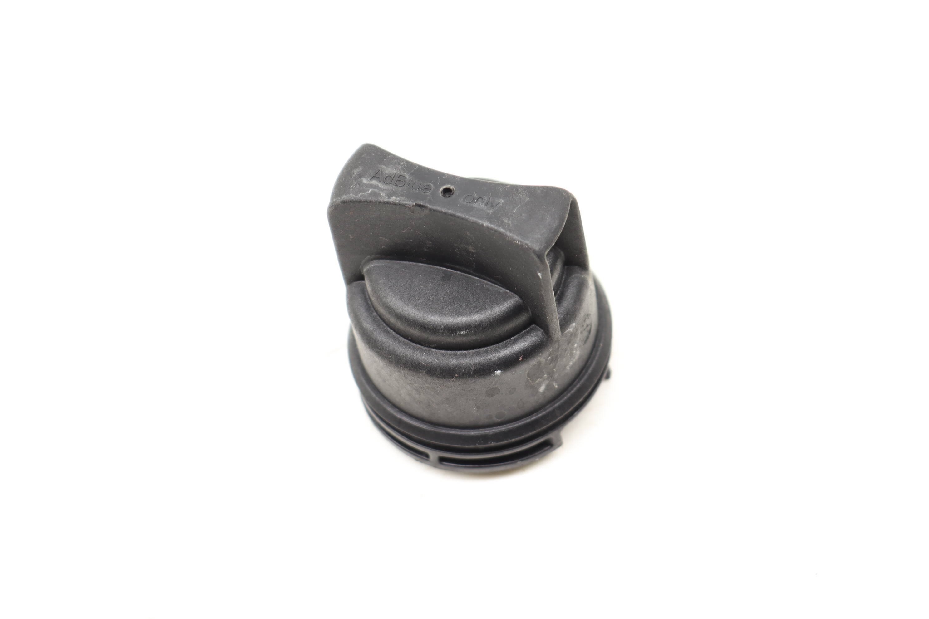 VW Diesel Exhaust Fluid Tank / Def Reservoir (Touareg) 7P0131878