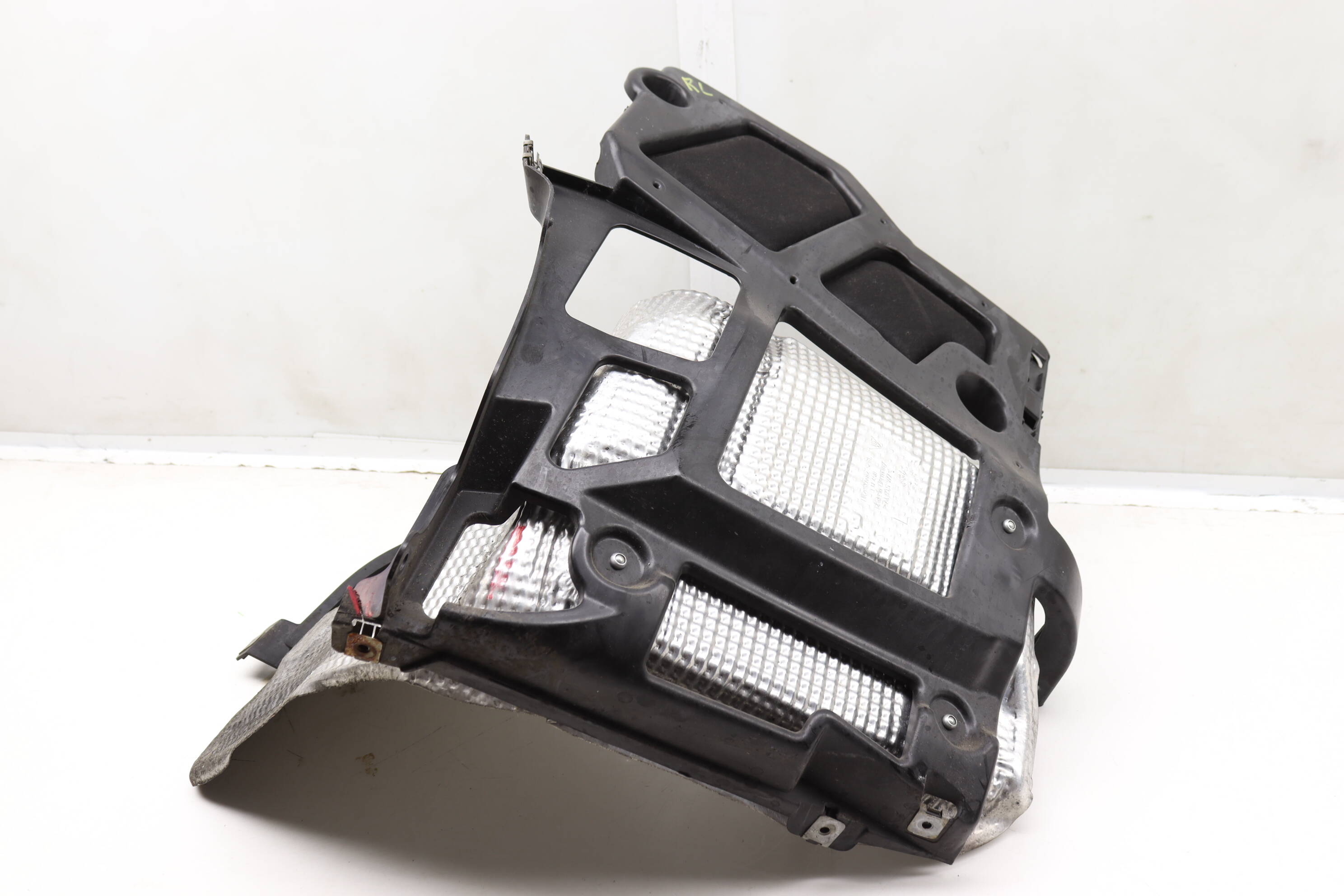 Porsche Left Rear Bumper Mount Bracket (Panamera) 97050563102