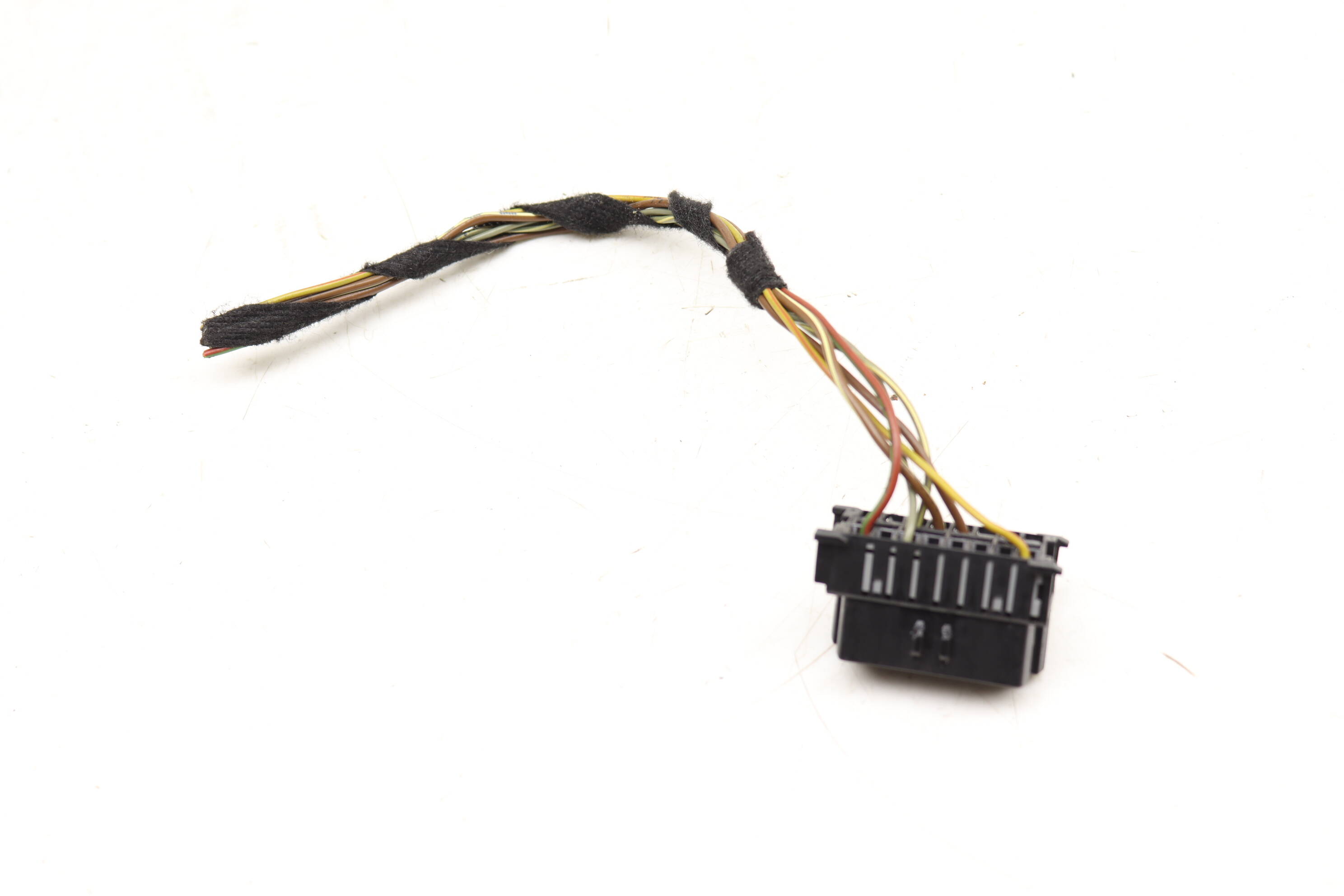 16-Pin Obd Diagnostic Wiring Connector / Pigtail 2025405981