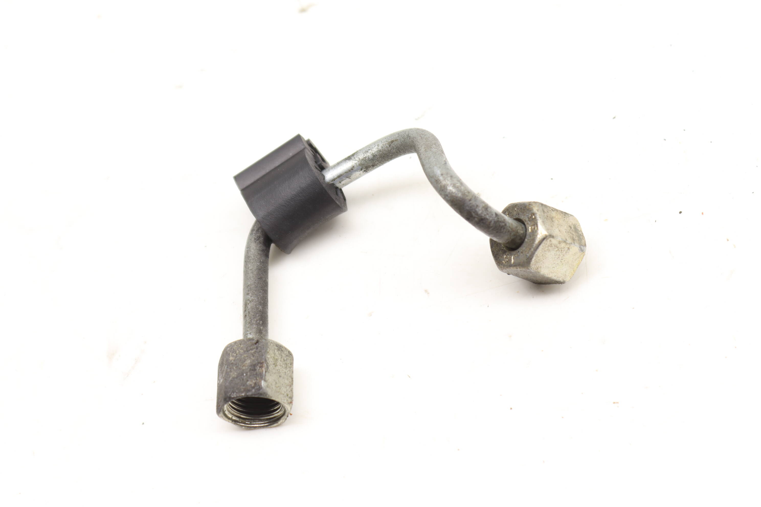 VW Fuel Line / Pipe (Passat, Golf, Jetta, Beetle) 03L130301AC