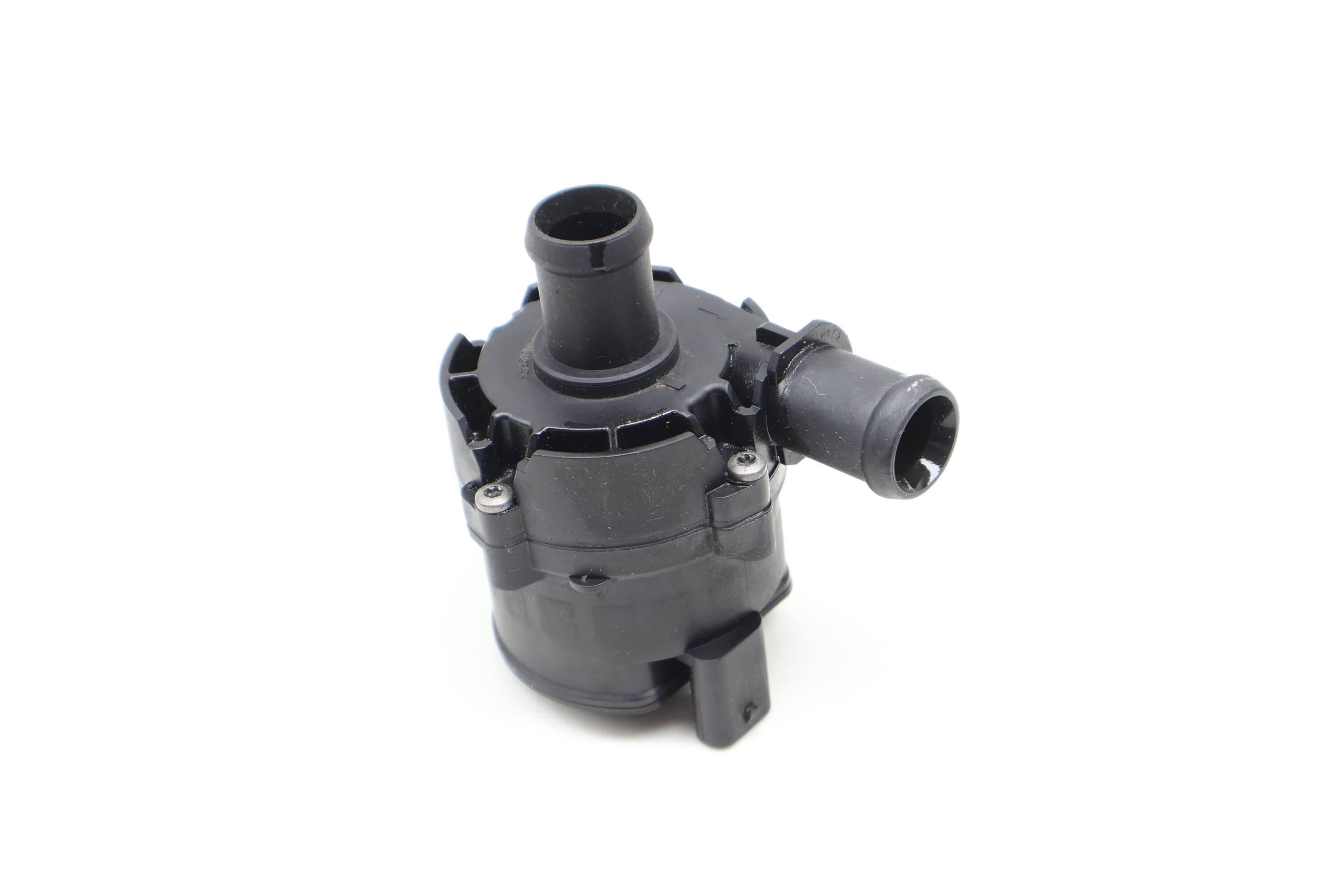 Land Rover Auxiliary Coolant / Water Pump DX2318D474AC