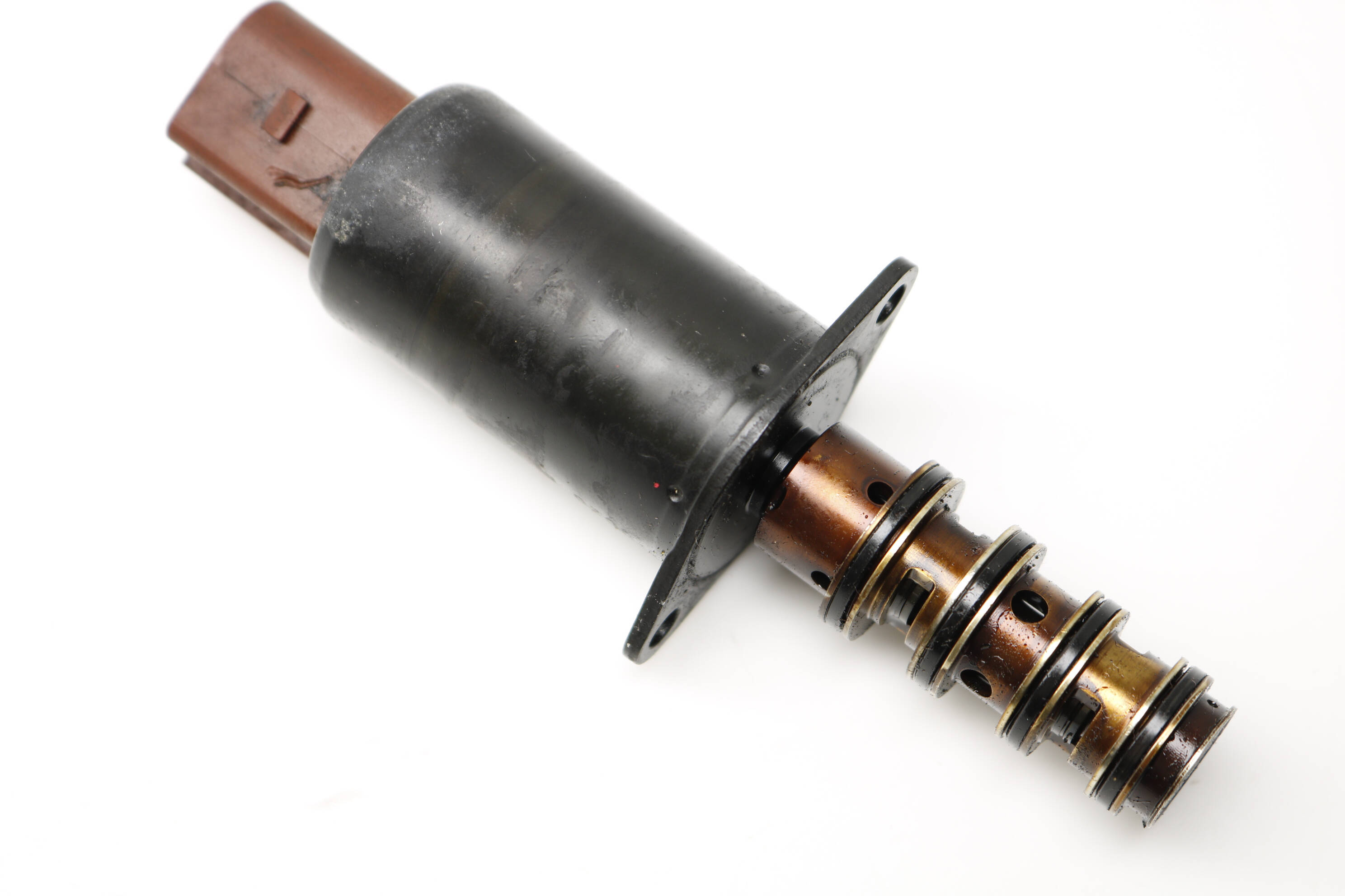 VW Exhaust Cam / Camshaft Control Valve 066906455E