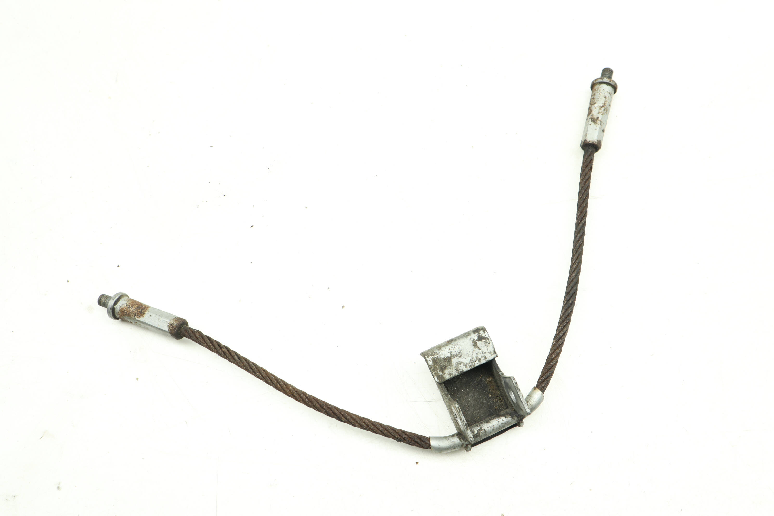 Porsche Rear Axle Suspension Crossmember Cable 98633118101