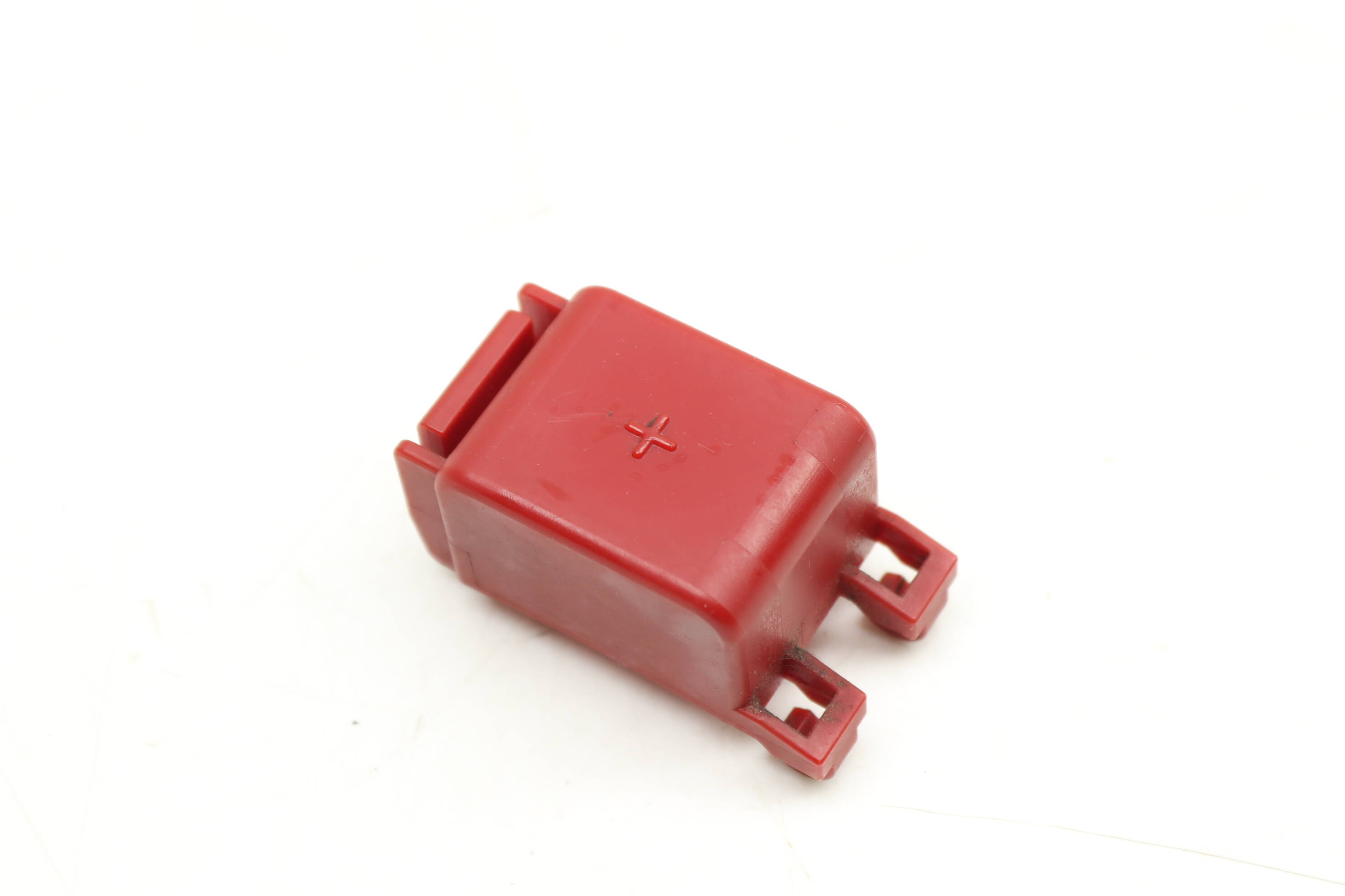 POSITIVE (+) BATTERY JUMPER POINT CAP - AUDI Q7 PORSCHE CAYENNE VW