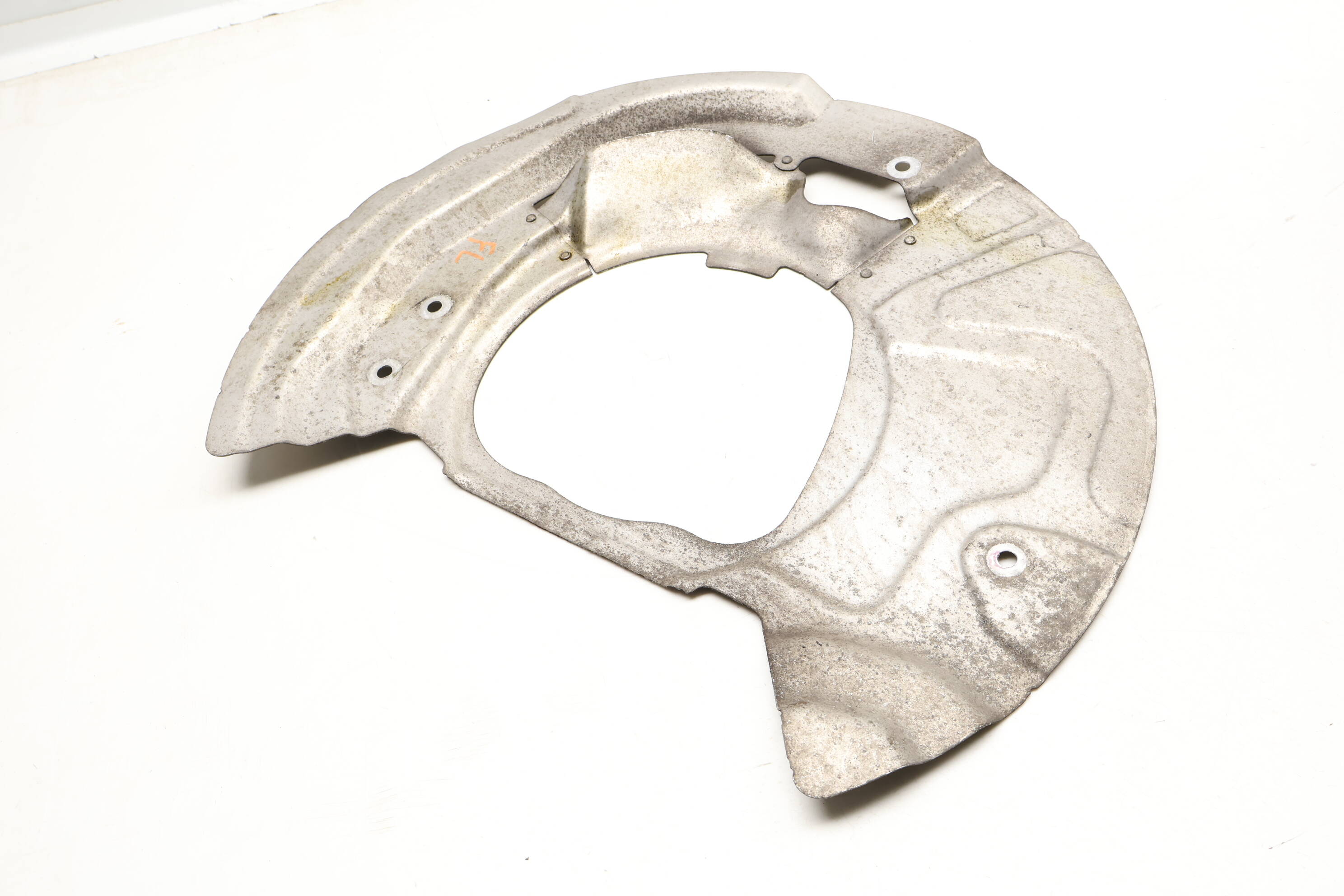 BMW Front Left Brake Dust / Splash Shield (X6, X5) 34116857977