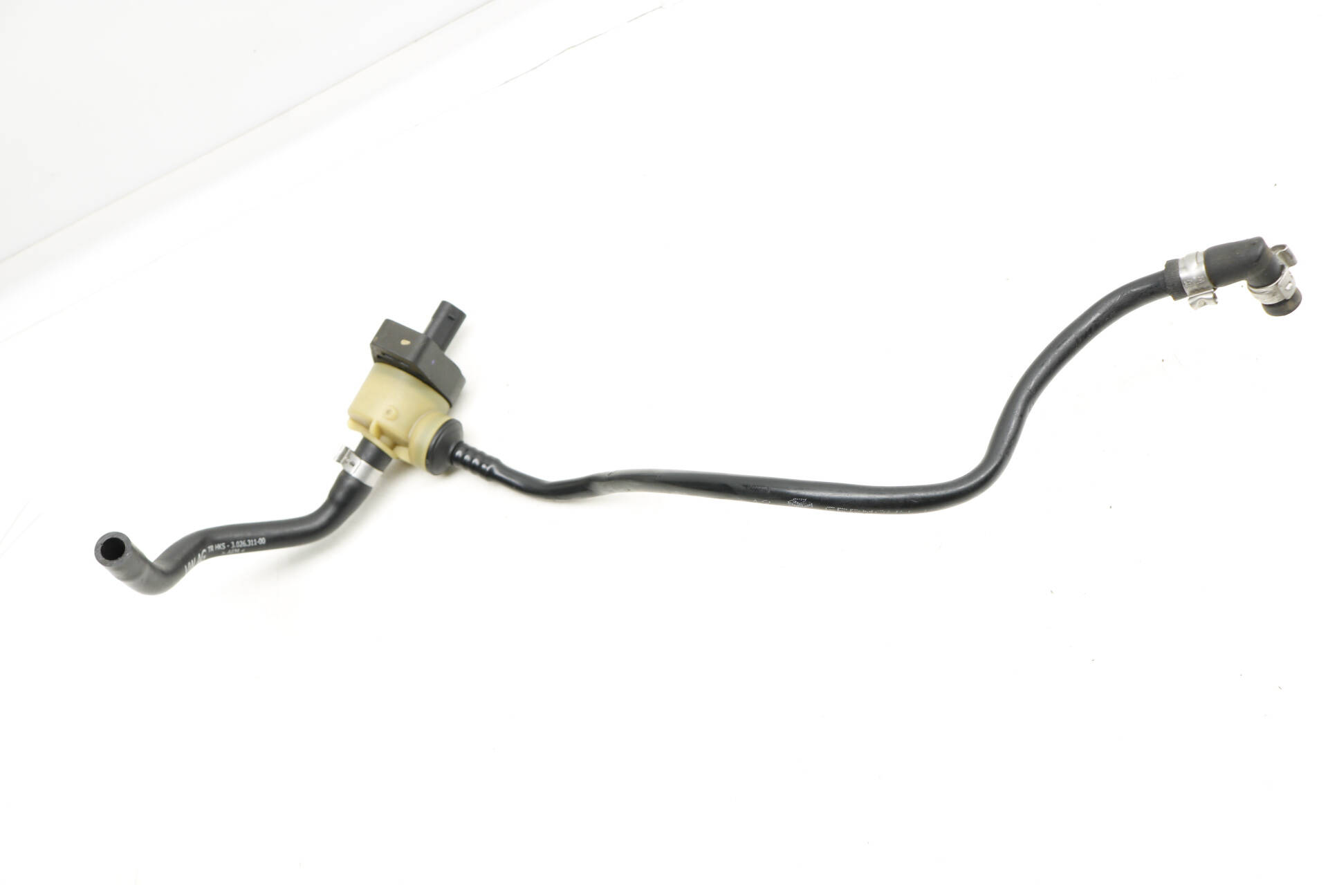 PCV BREATHER HOSE / TUBE - AUDI A4 A5 A6 A7 A8 - 06E906469A