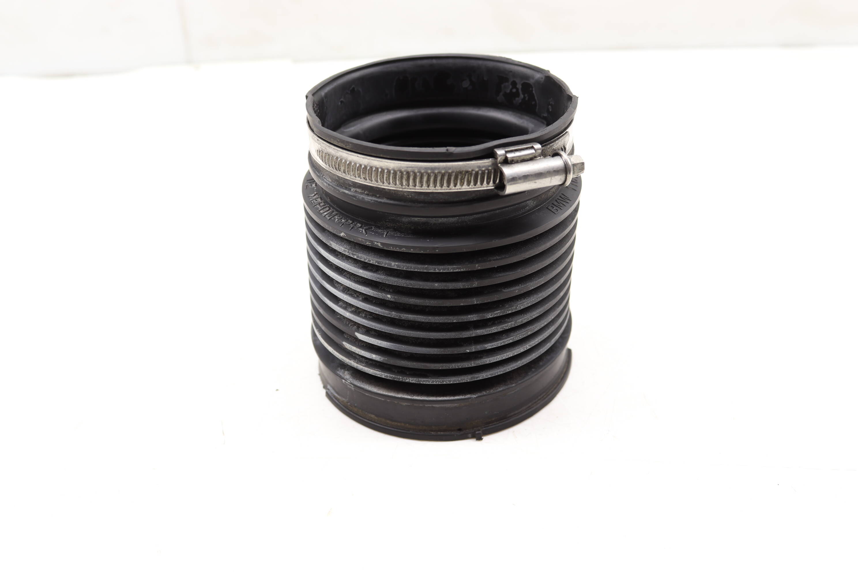 BMW Air Intake Rubber Boot (M5, M6) 11617834213