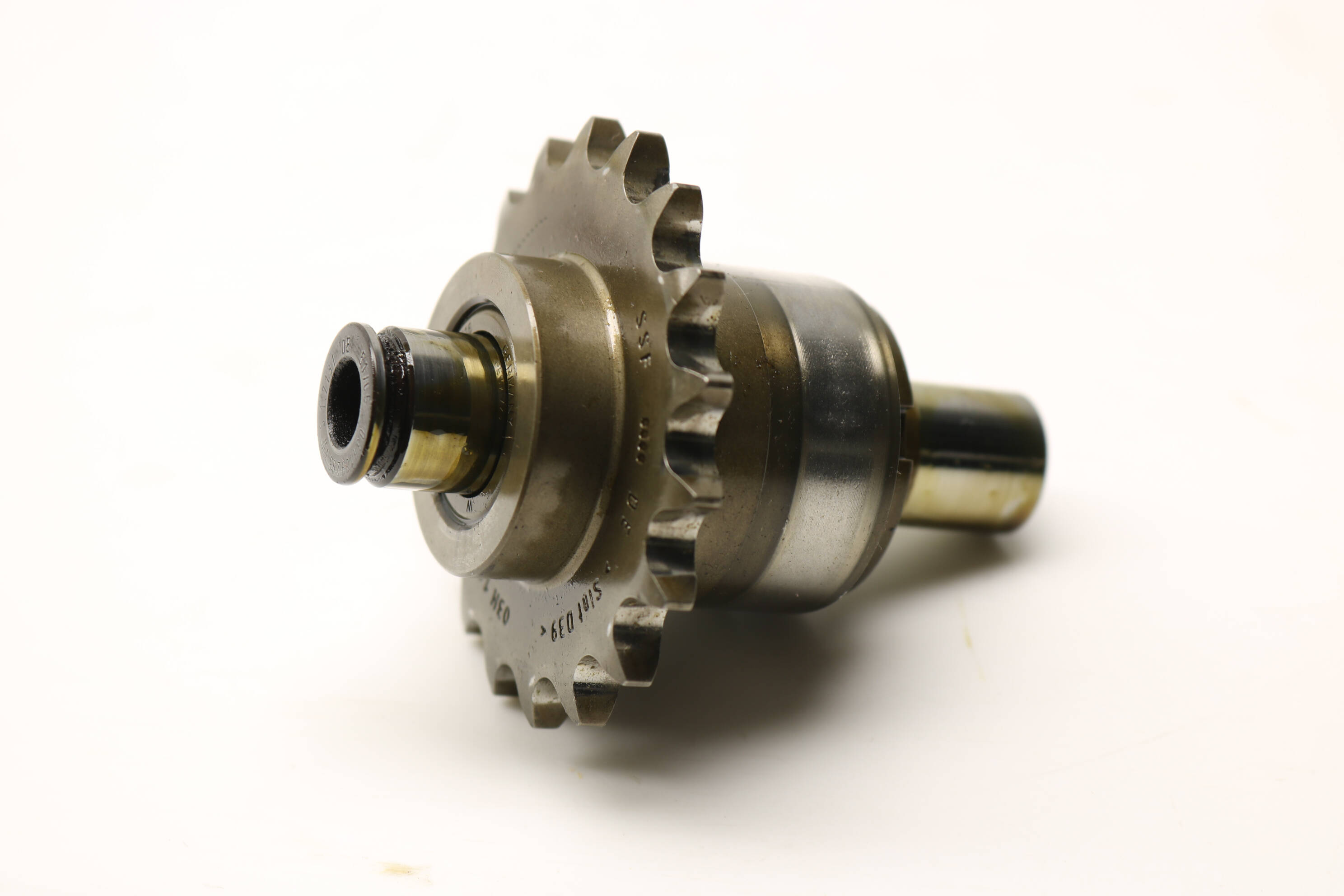 TIMING GEAR / HIGH PRESSURE FUEL PUMP SPROCKET - AUDI Q7 VW PASSAT