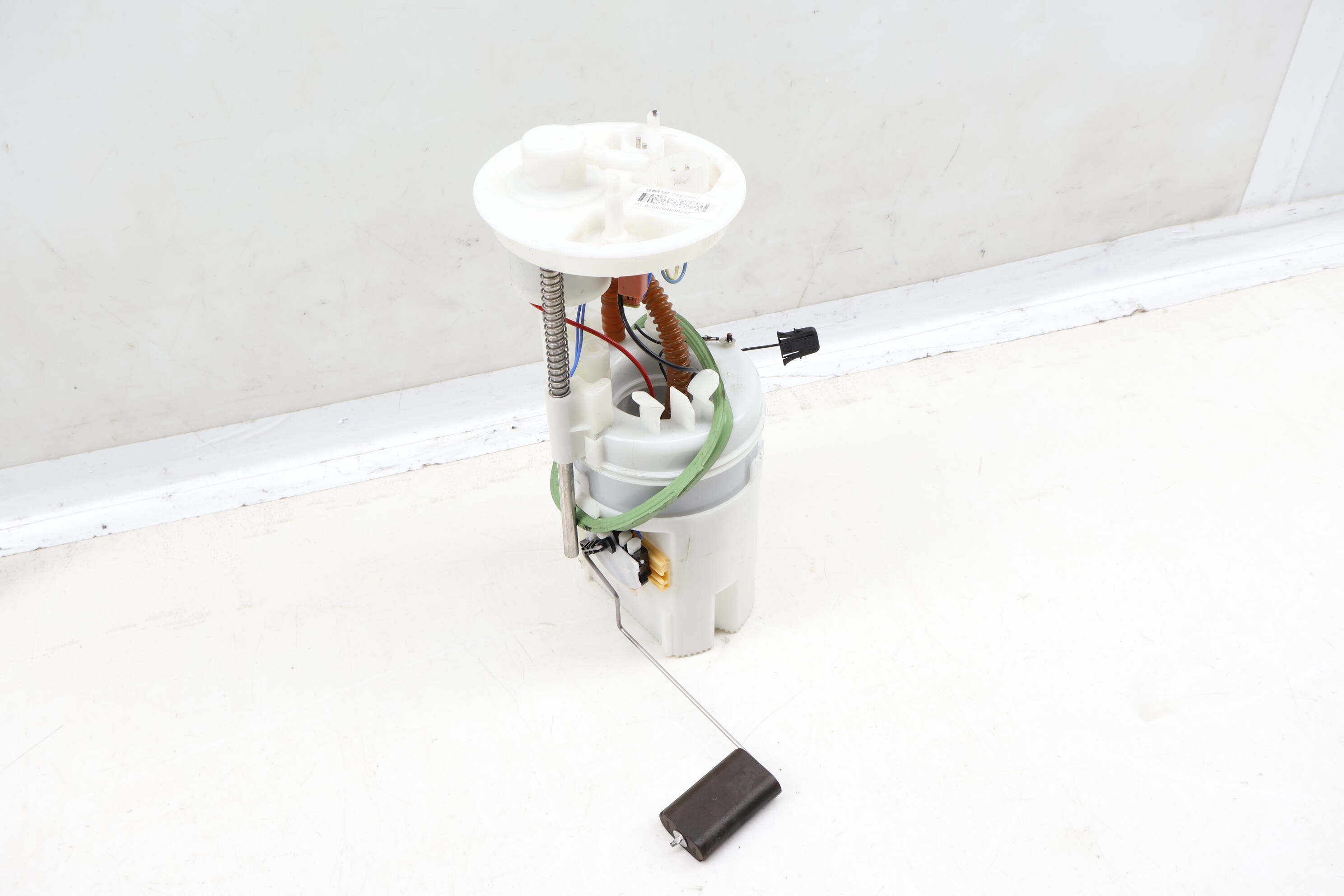 BMW In-Tank Fuel Pump Assembly (X5, X6) 16117207597
