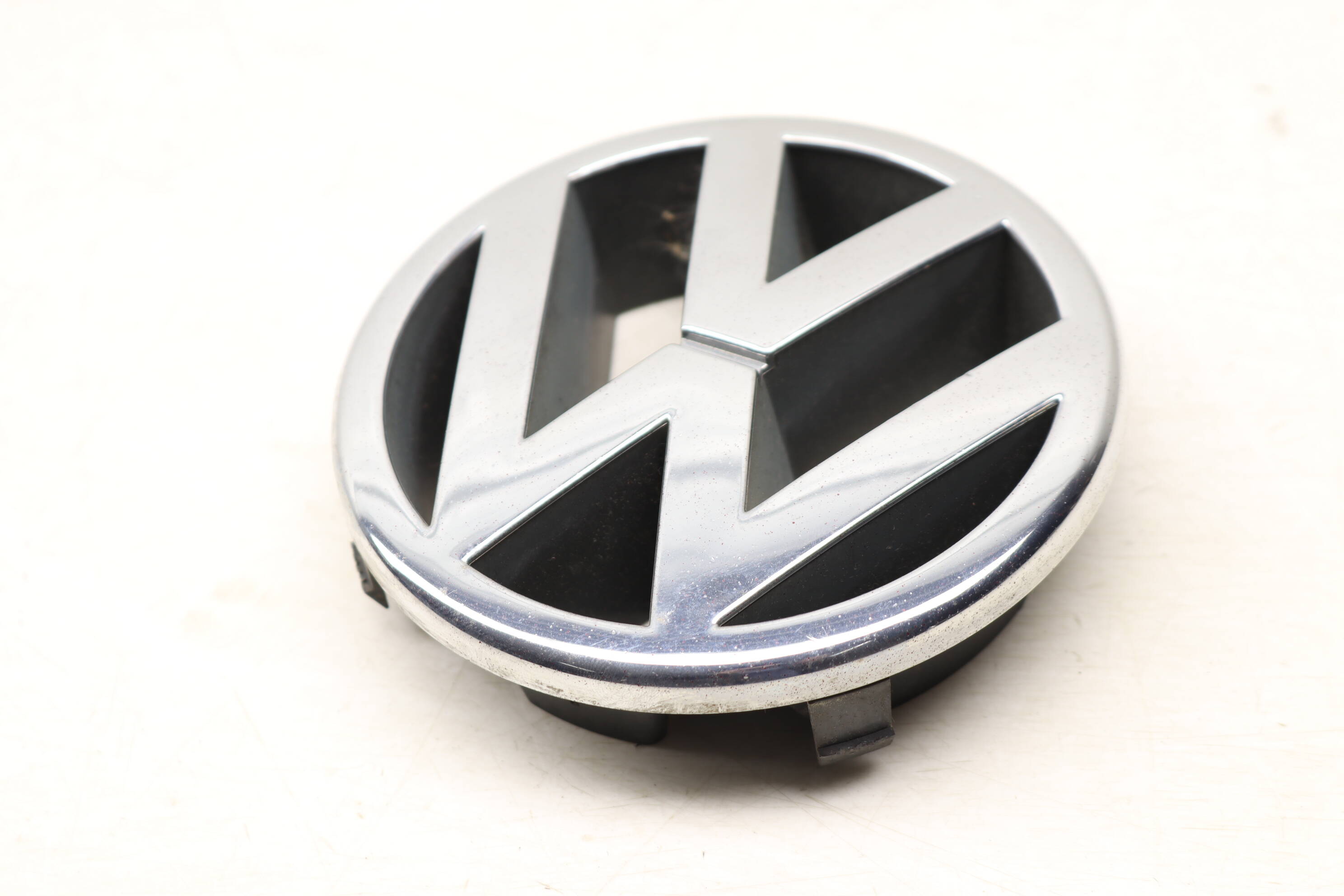 VW Front Lower Bumper Center Grille (EuroVan) 7D0853654